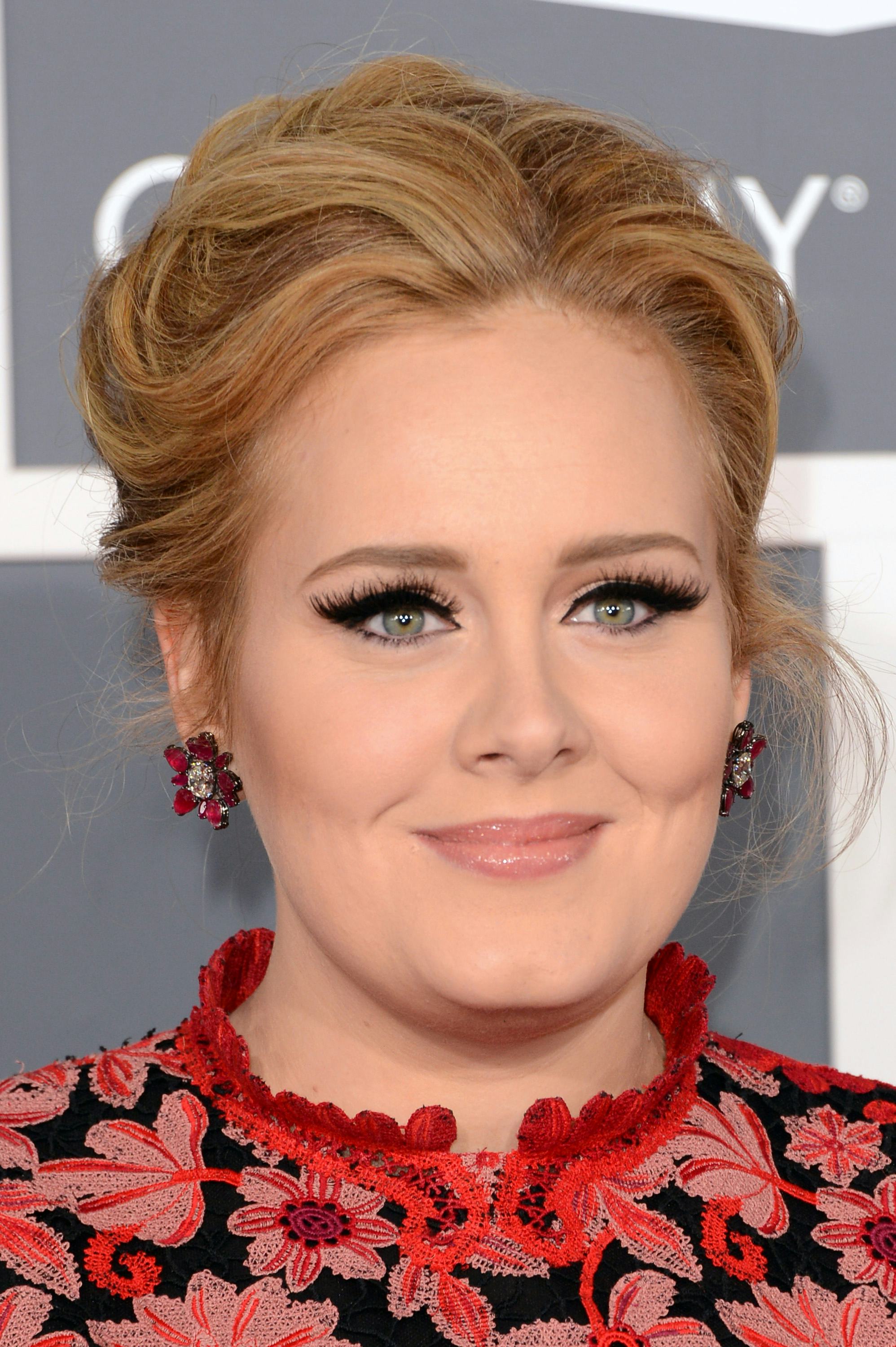 Adele Goes Makeup-Free While Resurfacing On Instagram, But It Wasn't A ...