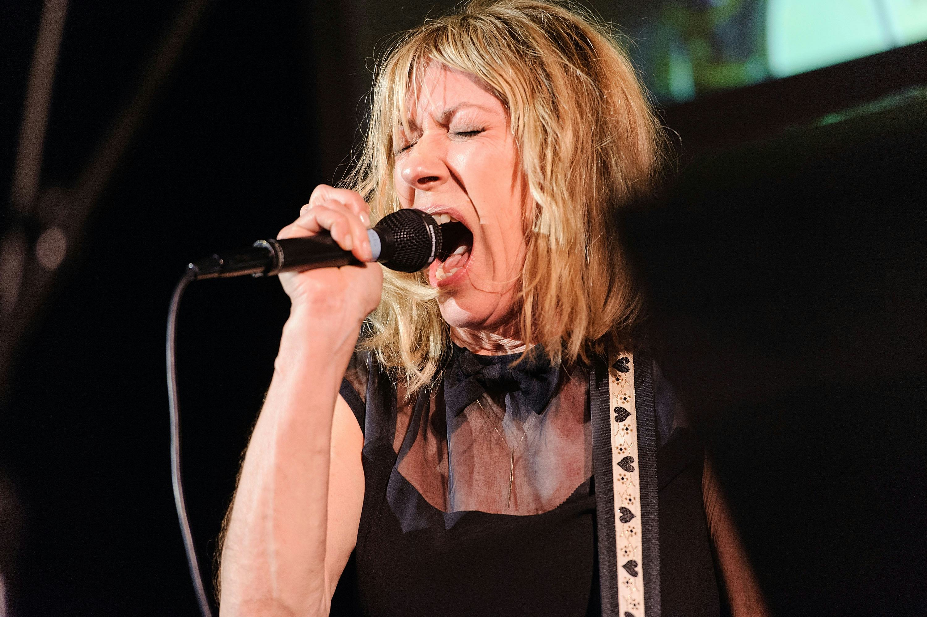 15 Kim Gordon Quotes From Her ‘Girl In A Band’ Memoir That Cement Her ...