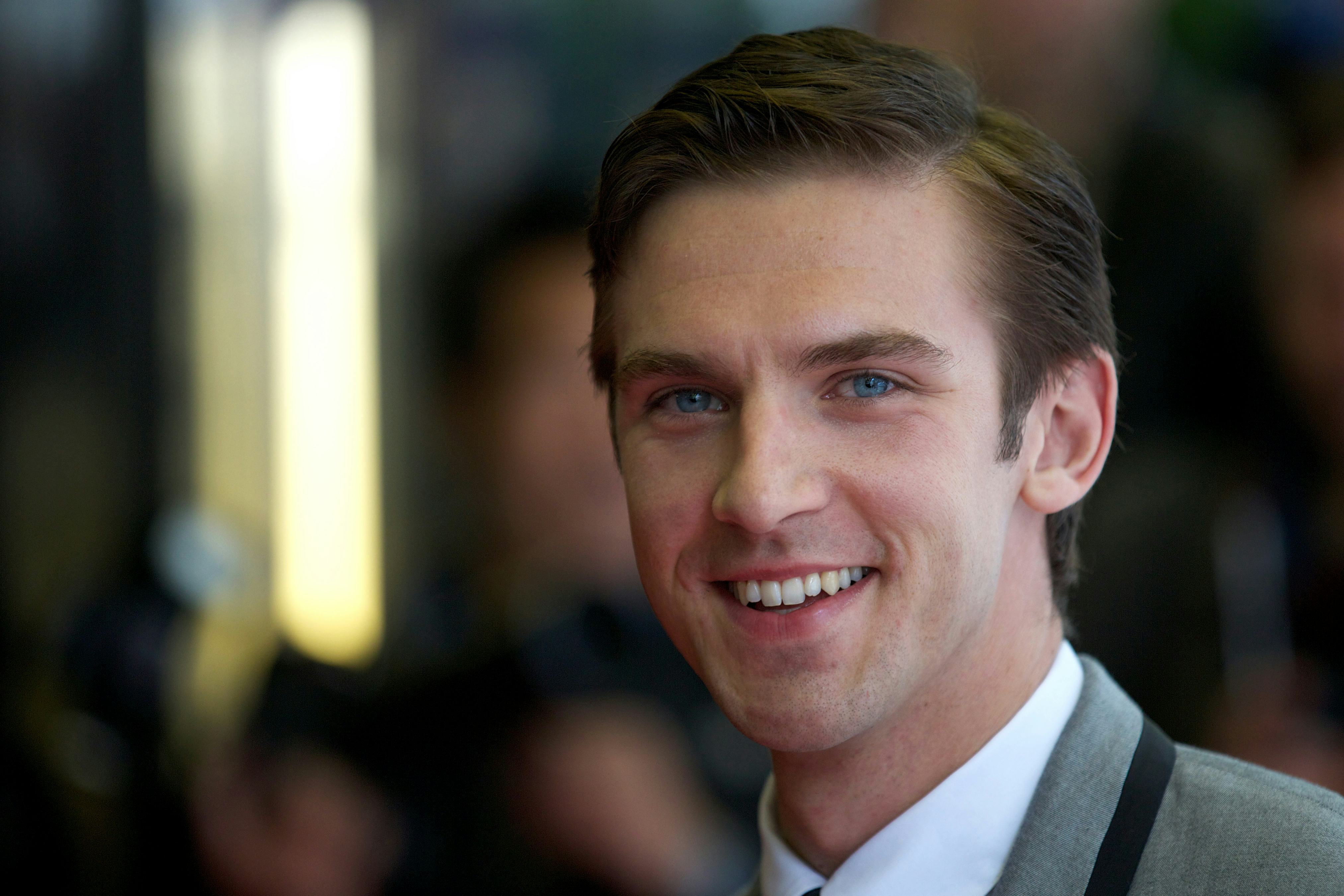 Can Dan Stevens Sing? 'Beauty And The Beast's Beast Has A Very ...