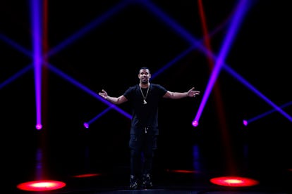 9 Drake Lyrics About 'Degrassi' Because He's Never Forgotten His Acting ...