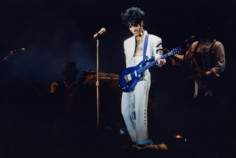 Prince's Life In Photos Reveals A Career Made Of Pushing Boundaries ...