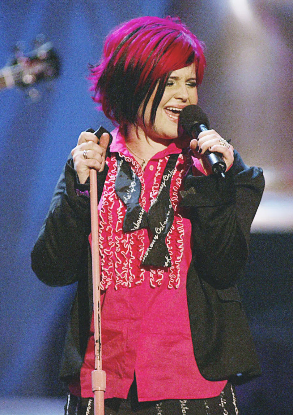 The MTV Movie Awards Outfits You Begged Your Parents For In The 2000s ...