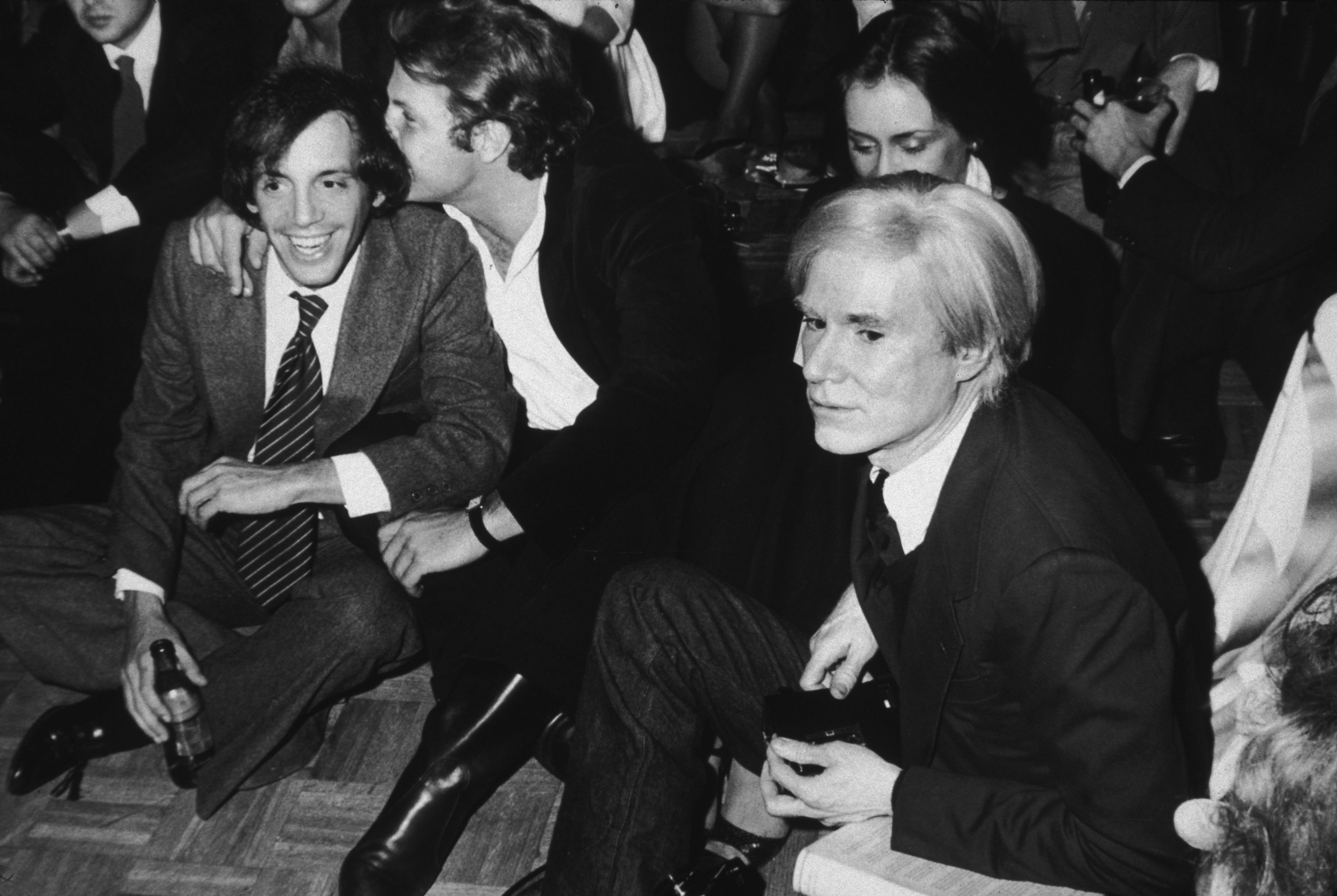22 Vintage 1970s Photos Of Celebs Partying At Studio 54