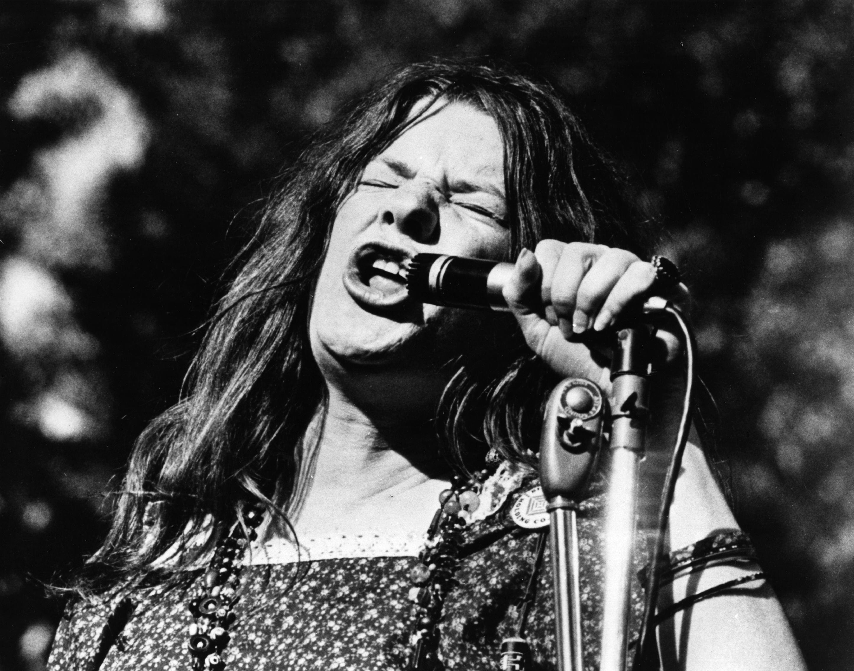 23 Photos Of Badass Lady Rockers From The '70s That All Women Need To See
