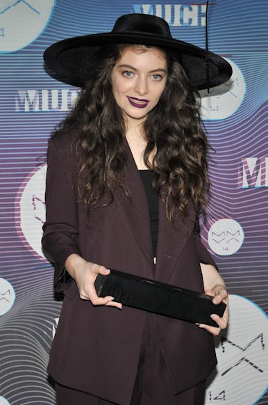 7 Times Lorde Embraced Her Curls Because She's All About That Natural ...