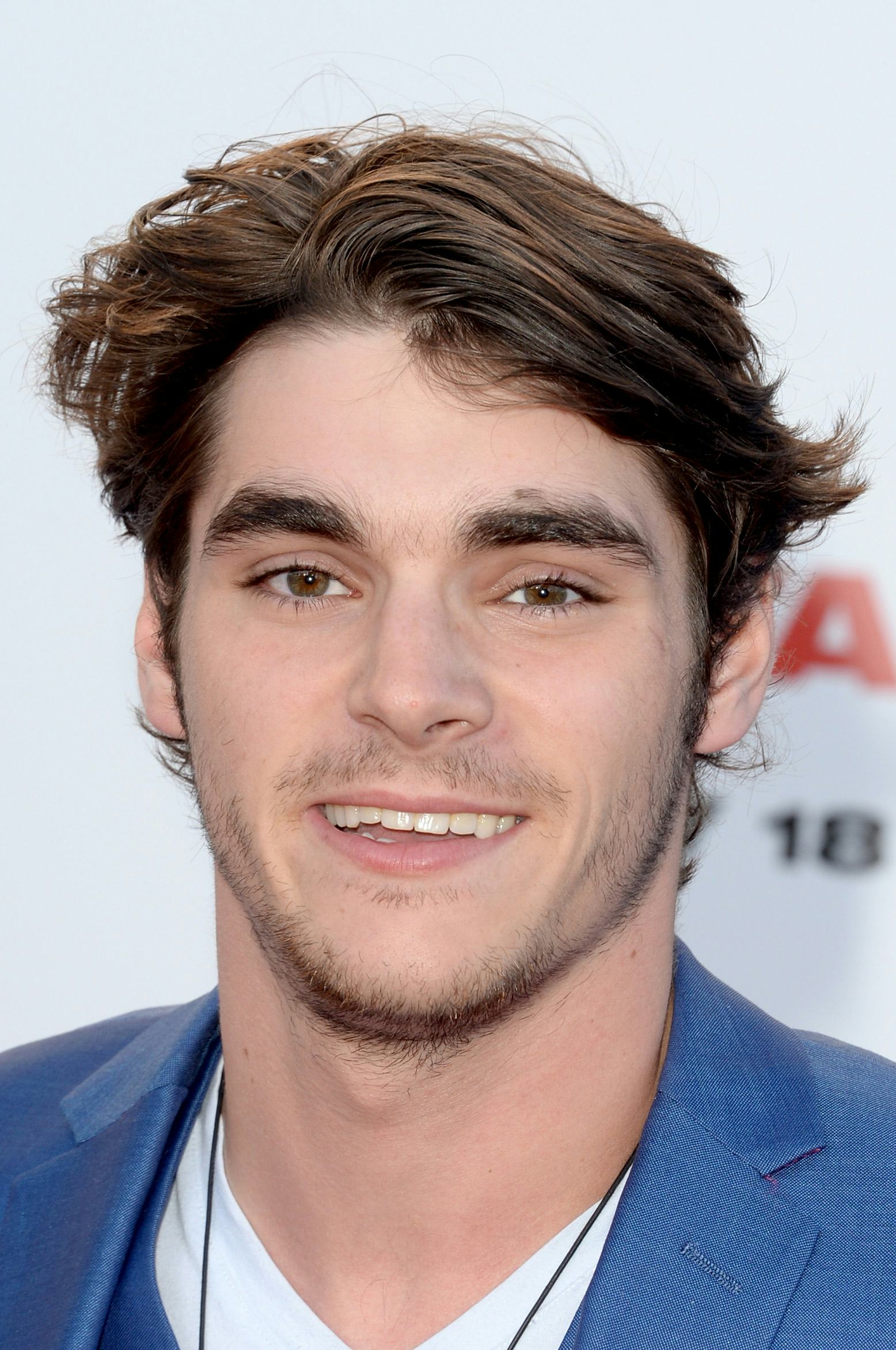 12 Famous Disabled People Who Prove That Being Disabled Is Anything But ...