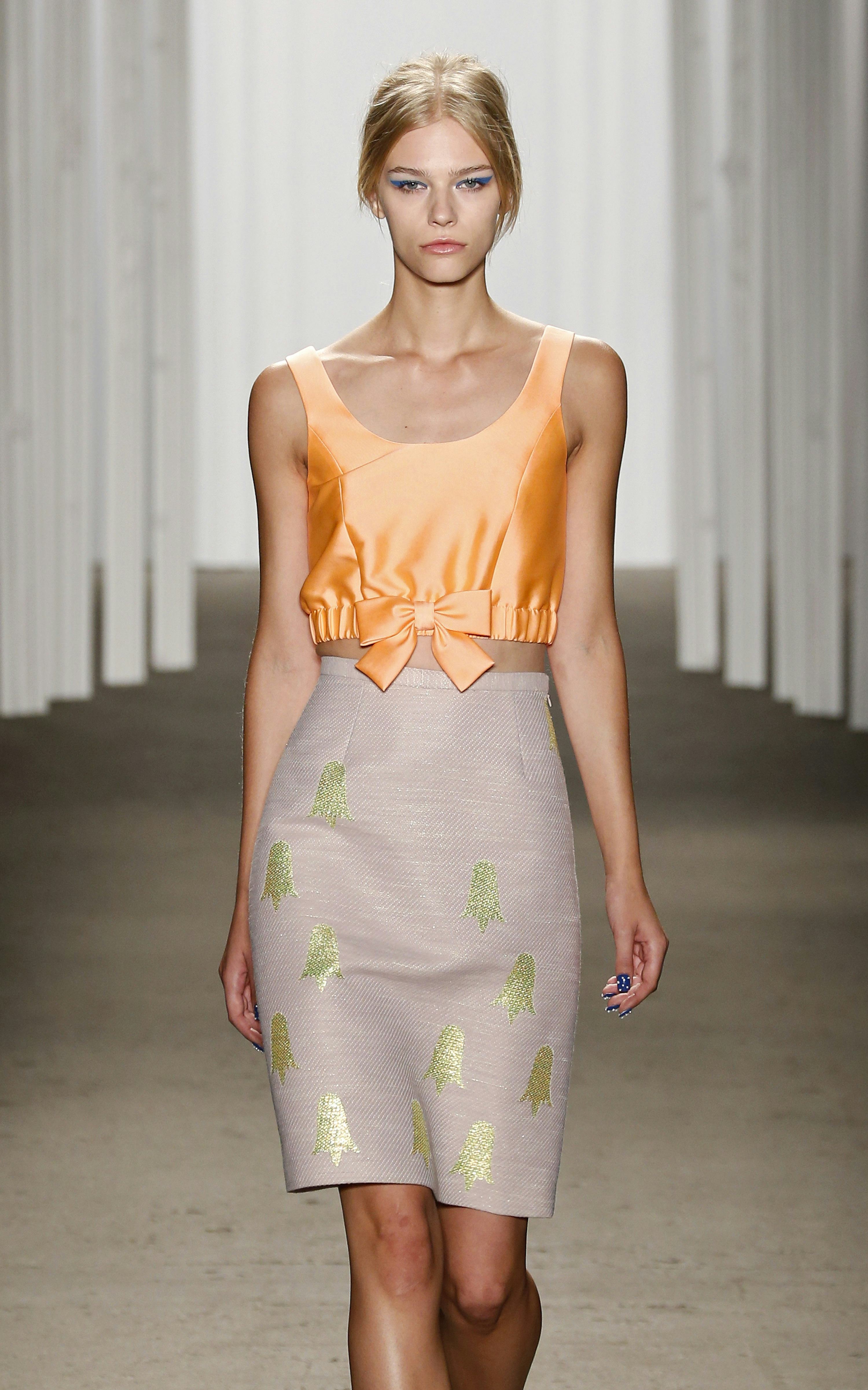 11 Crop Tops From NYFW To Get You Re-Excited About The Belly-Baring ...