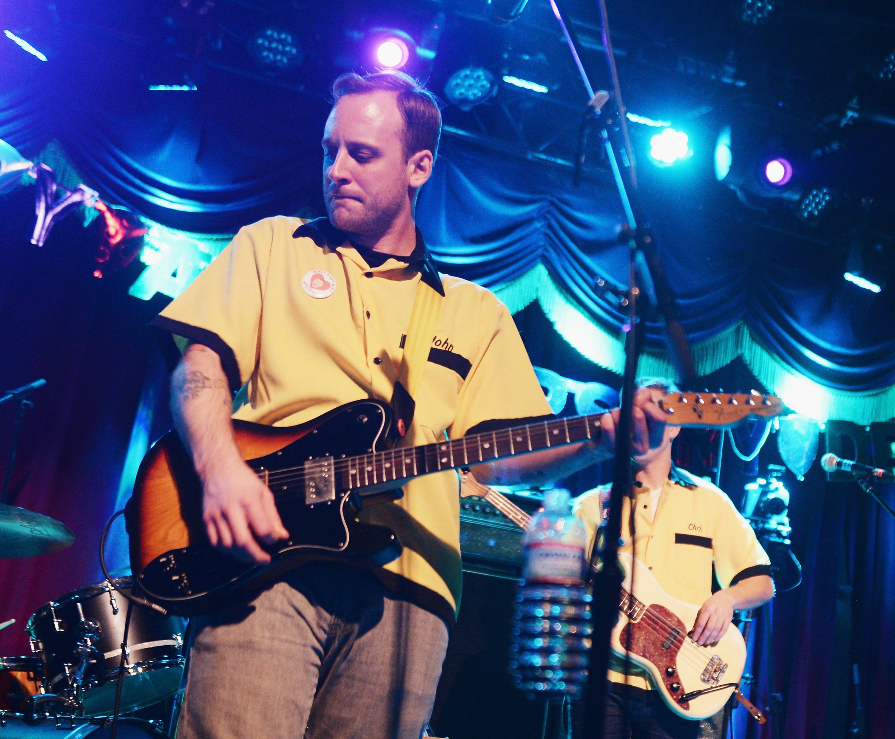 Who is John McCauley? Vanessa Carlton's Husband is a Rocker & Now a ...