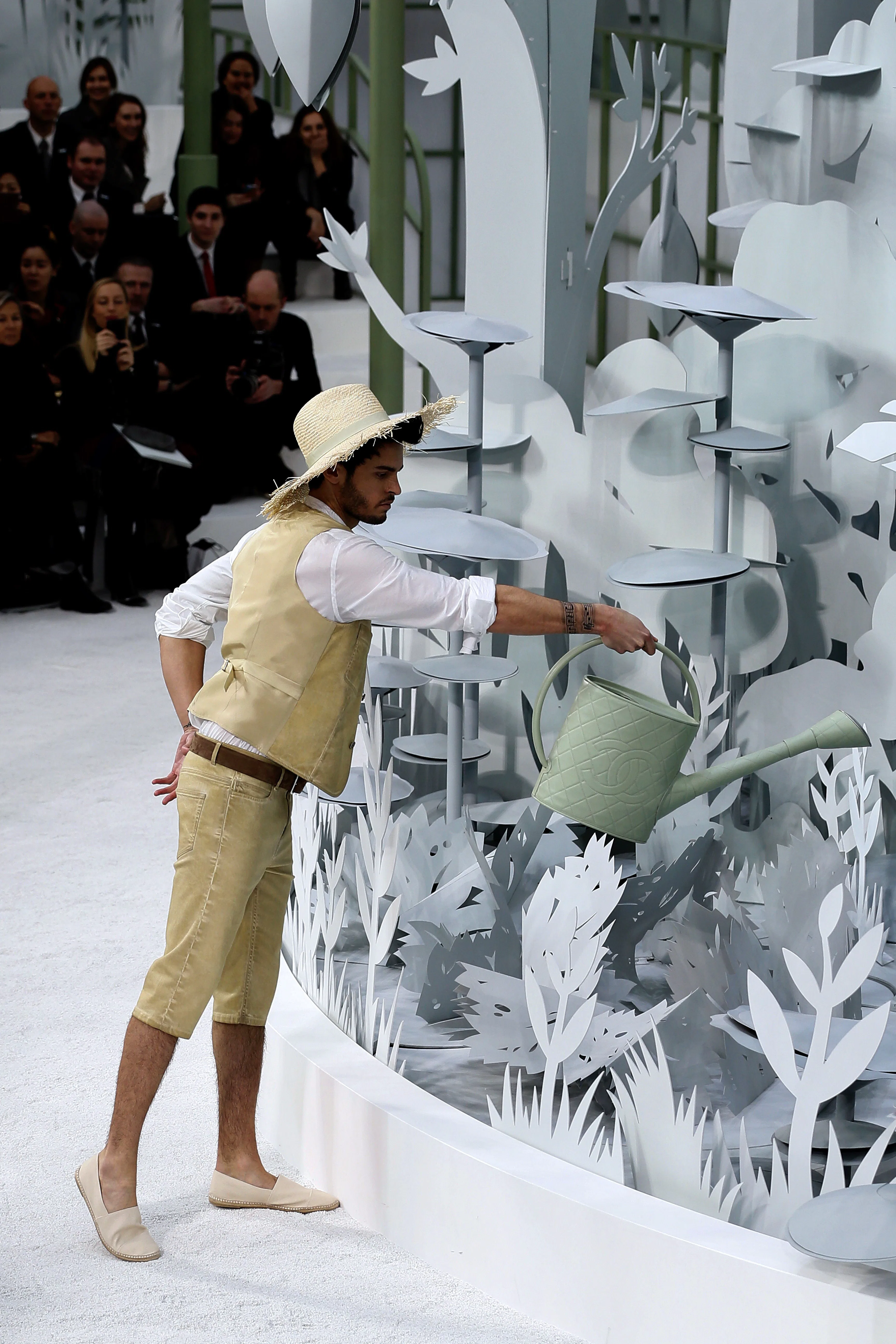 Androgyny At Fashion Week Is Bigger Than Ever, So We Can Only Assume ...