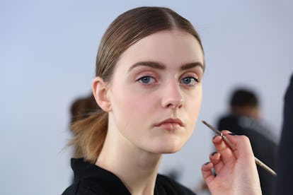 11 Ways To Keep Your Lip Color From Feathering, Bleeding, Or Smudging