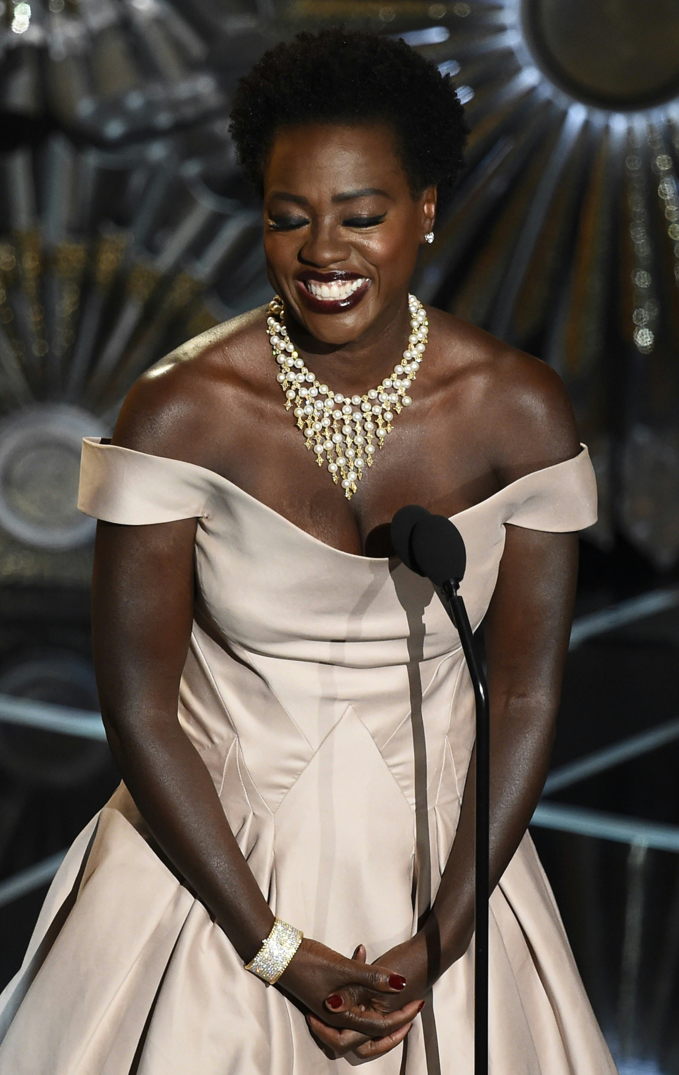 7 Beautiful Women Over 45 Who Embrace The Skin They're In — Because We ...