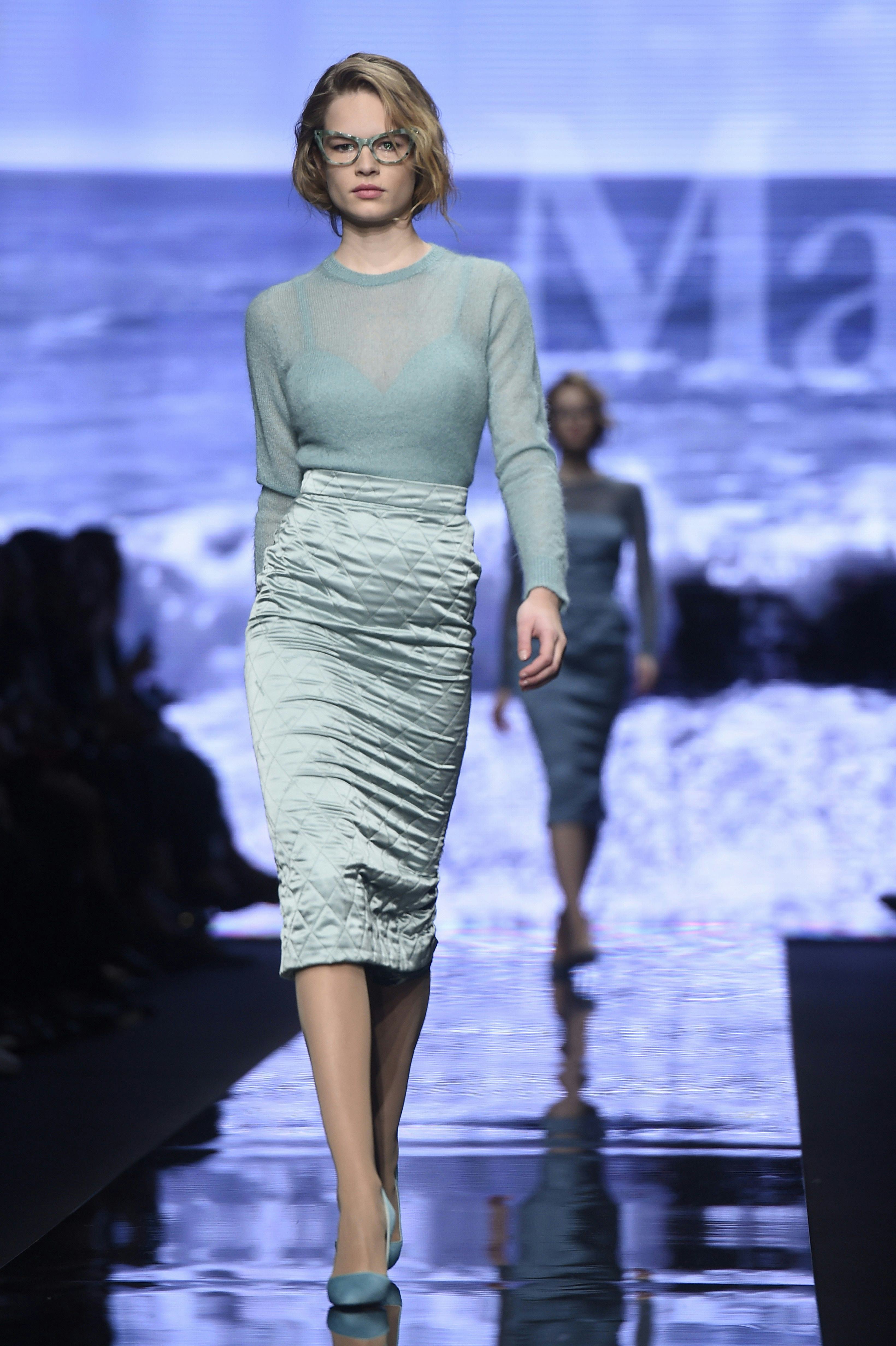 Who Is Anna Ewers? The Industry Pick For Model Of The Year Is Everywhere