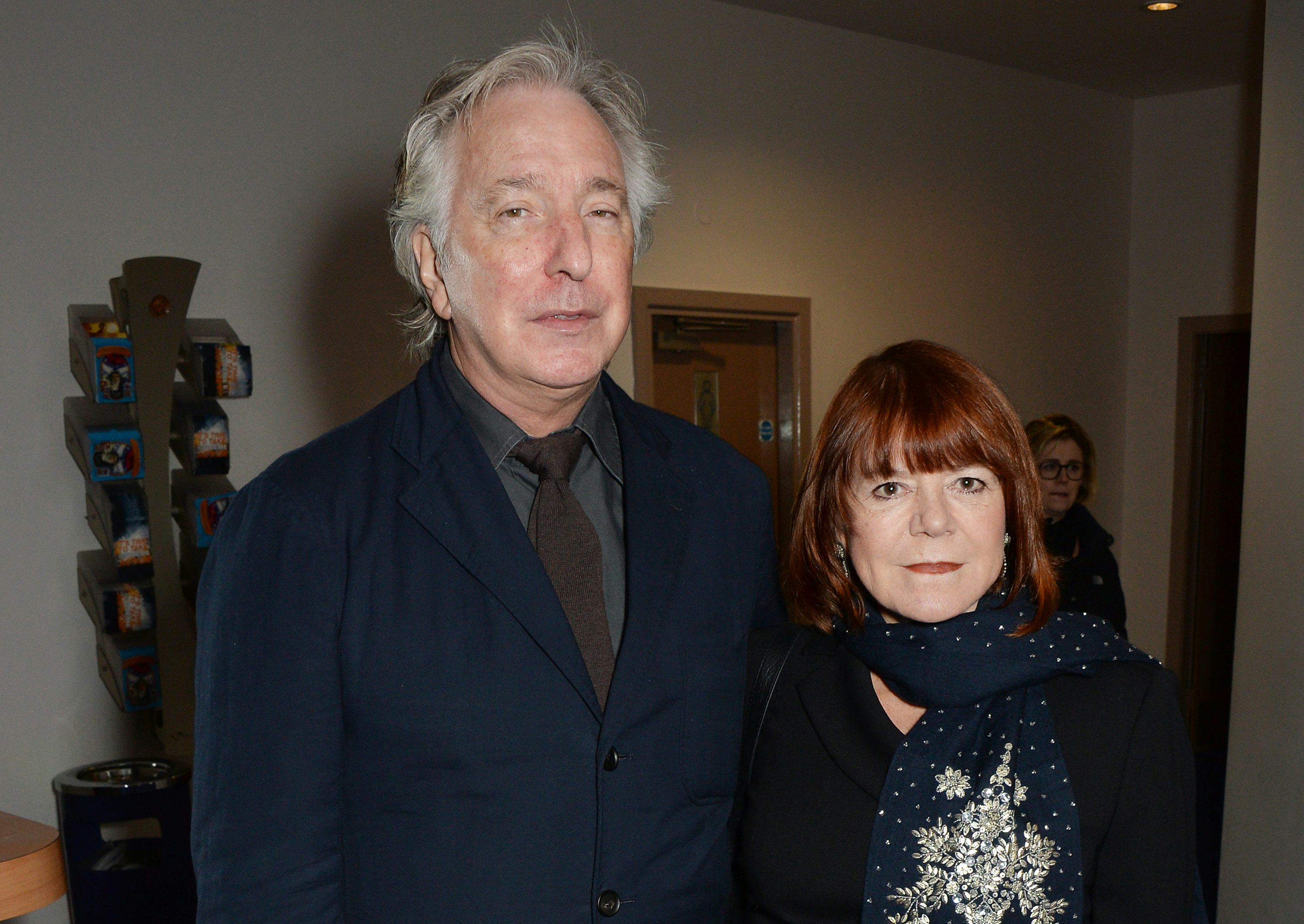 22 Incredible Photos Of Alan Rickman Throughout The Icon's Dazzling ...