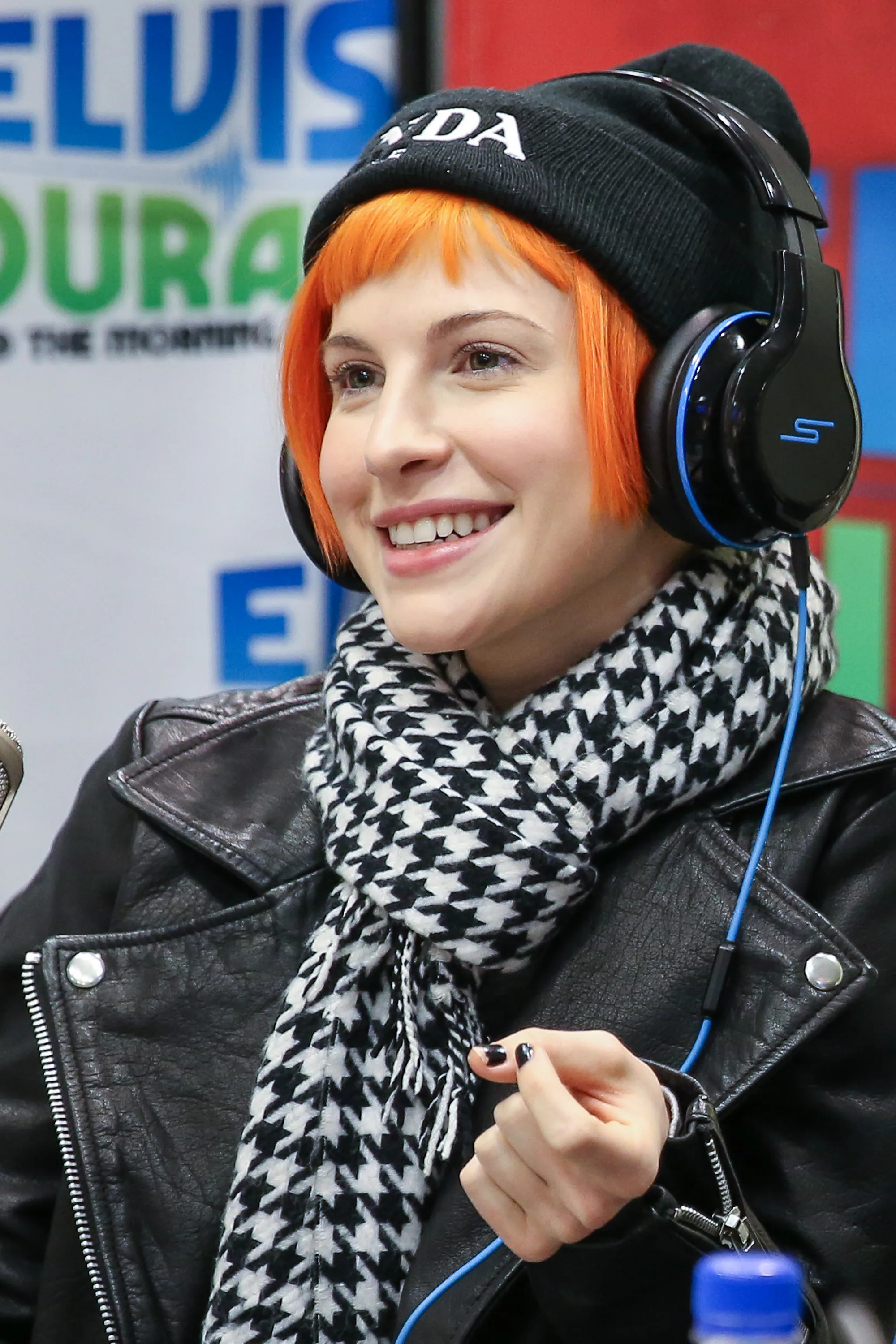Hayley Williams Launches 'Kiss-Off' Beauty And Music Video Series — See ...