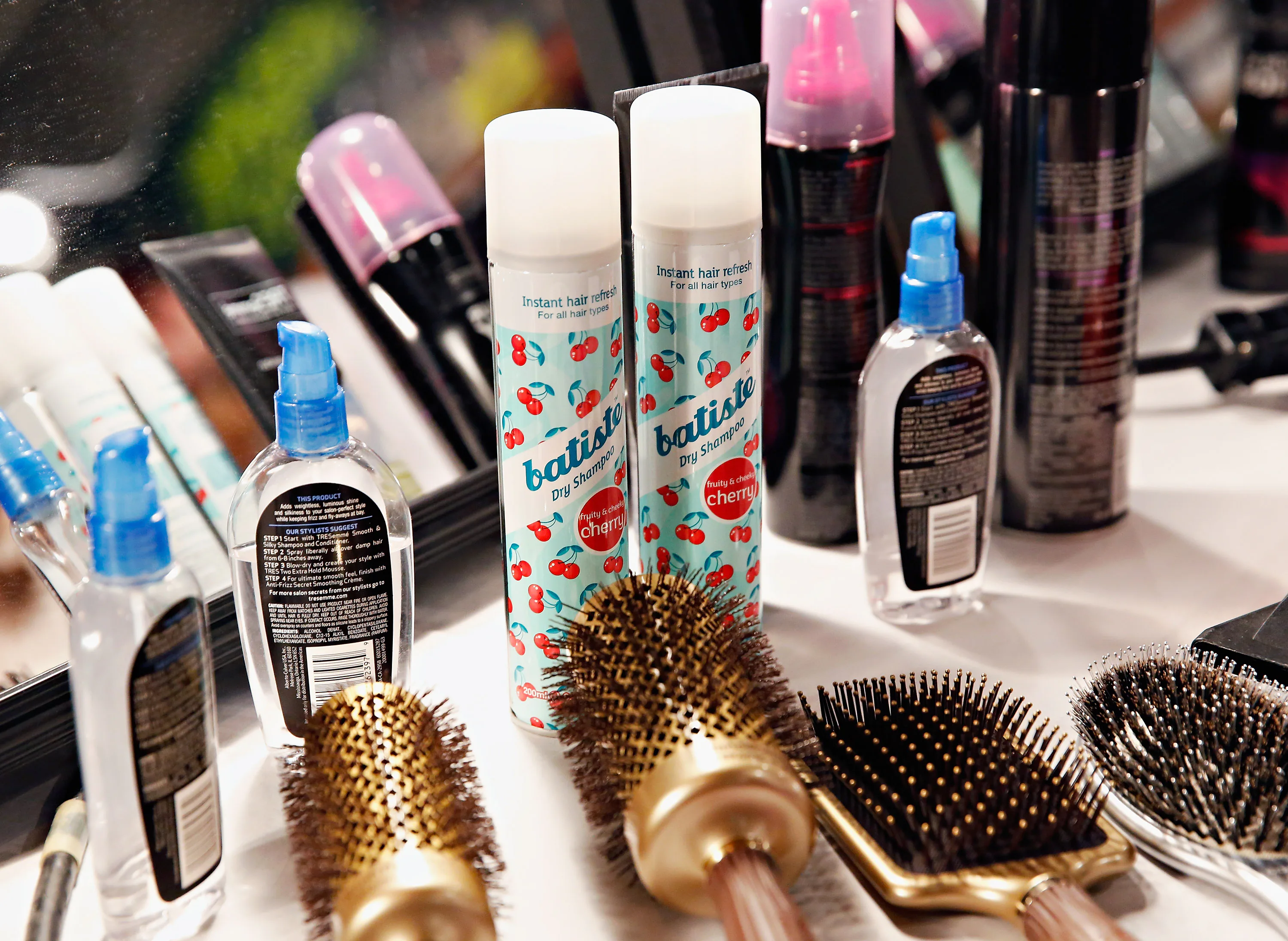 How To Add Texture To Your Hair With 7 Easy Tips