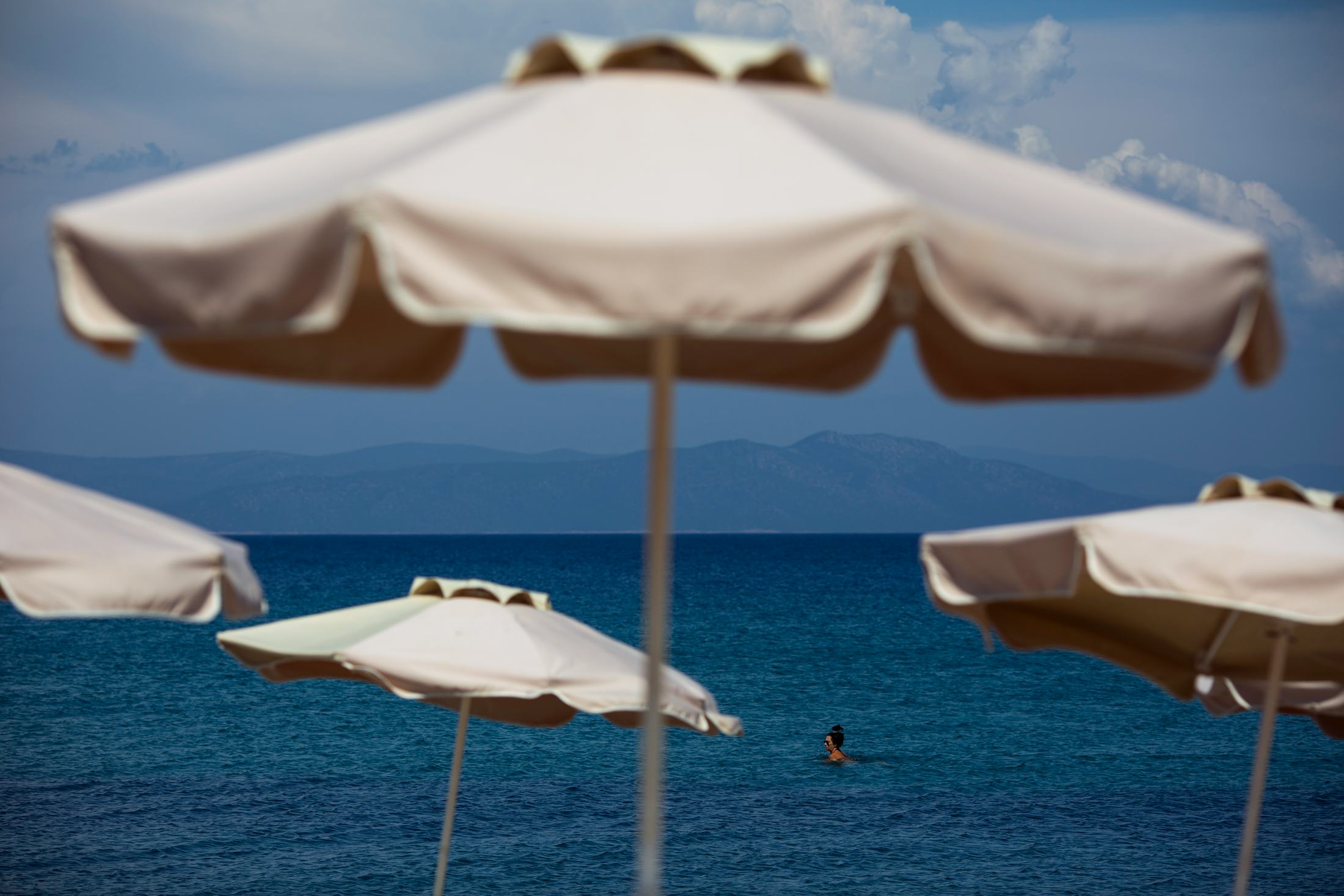 Tanning Tips For Pale People, Because Beet Red Is Better For Juice