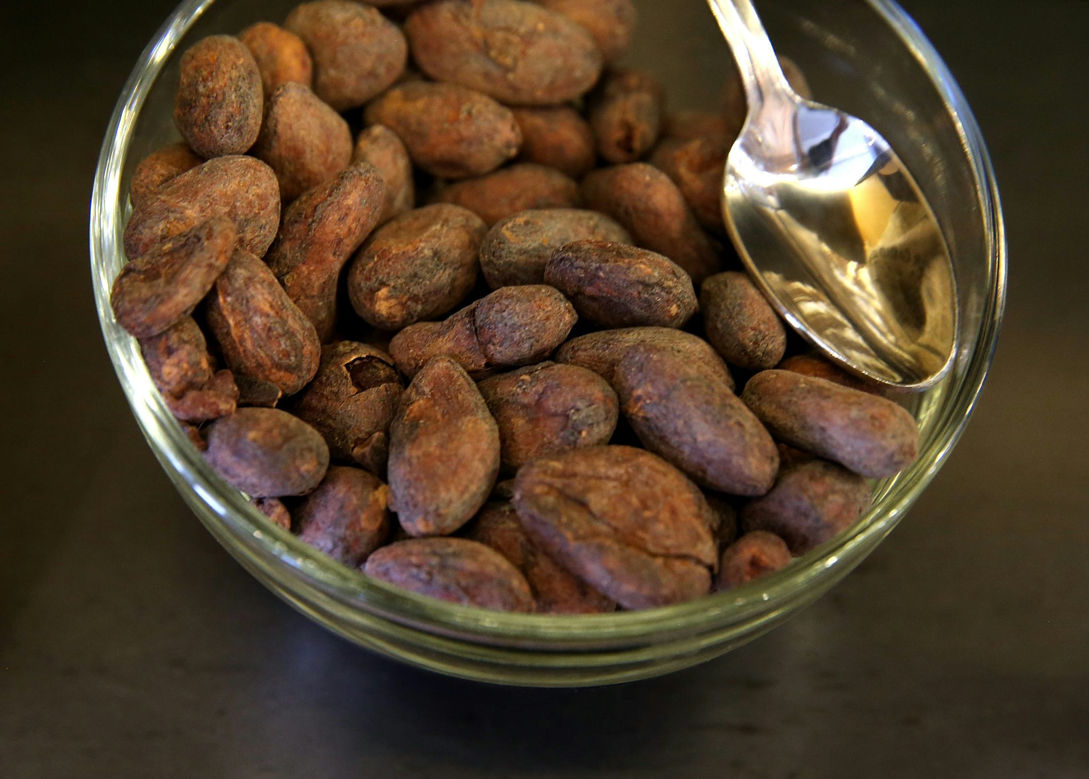 8 Secrets To Throwing The Perfect "Chocolate Tasting" Party, Because ...