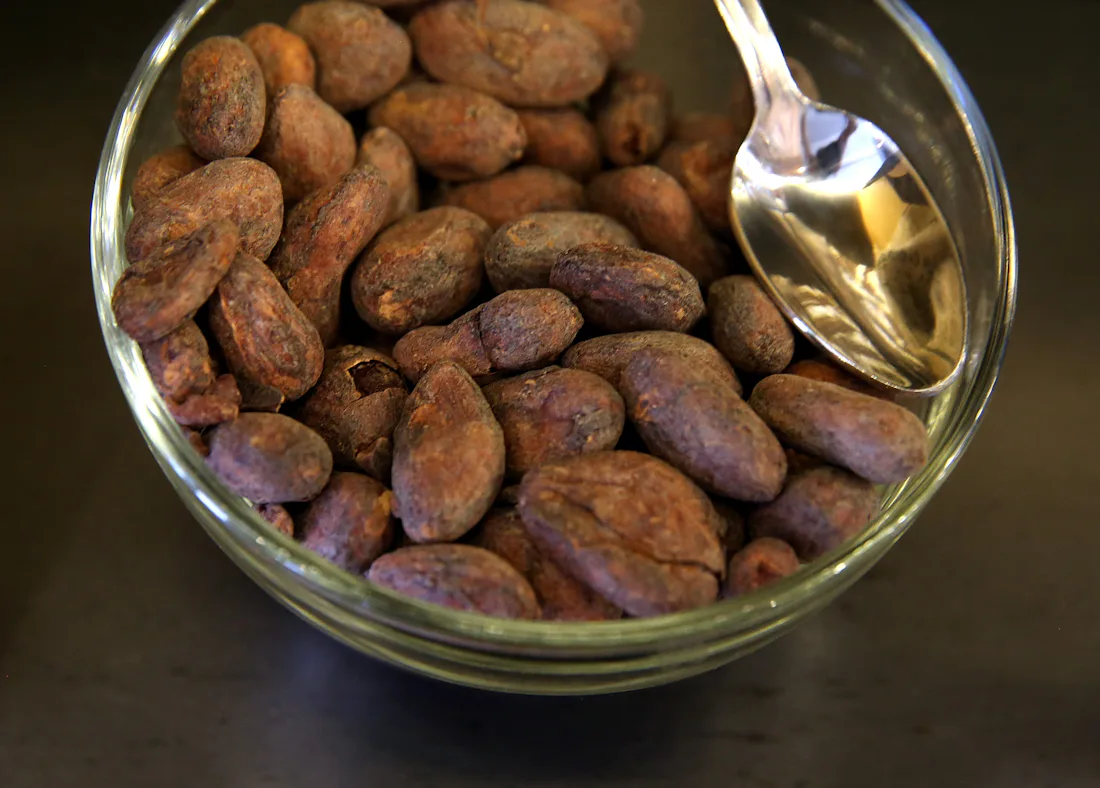 8 Secrets To Throwing The Perfect "Chocolate Tasting" Party, Because ...