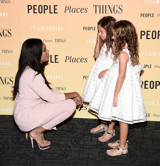 Who Plays The Daughters In 'People Places Things'? The Gadsby Twins Are ...