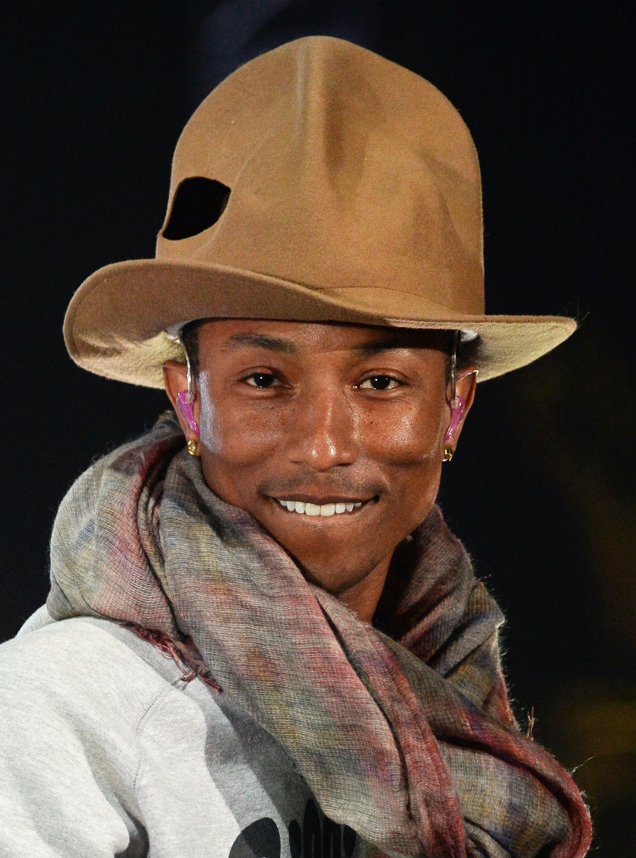 6 Awesome Bucket Hat Moments That Prove You Need To Snag One For Summer