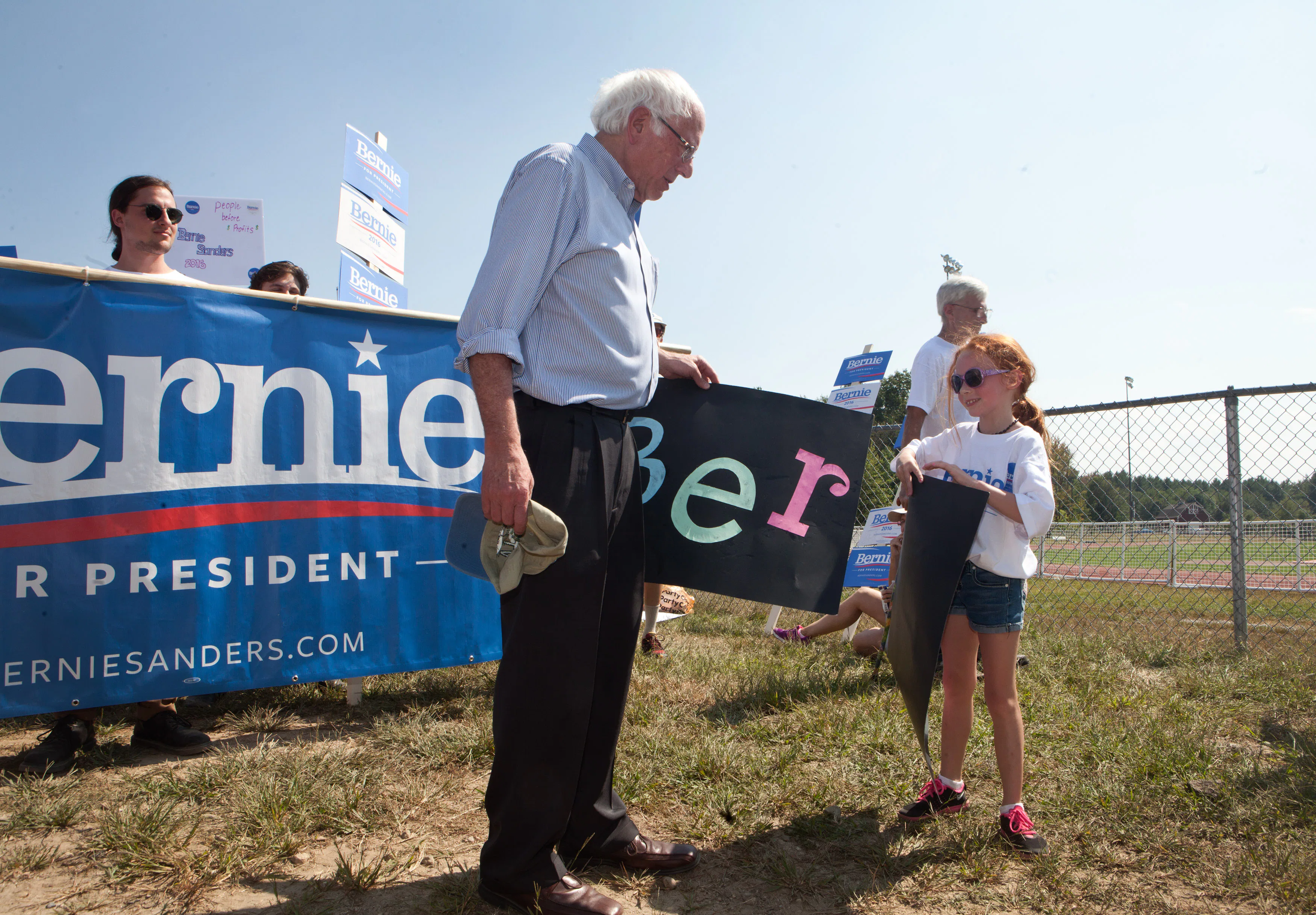 9 Incredible Ways Bernie Sanders Would Help Women If He Were Elected