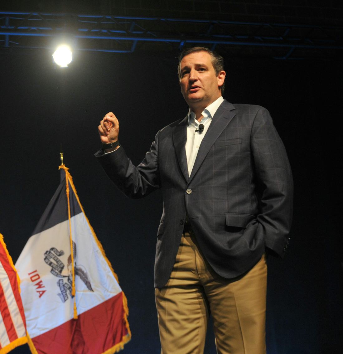 21 Clever 2016 Election Halloween Costumes That Even Non-Politicos Will ...