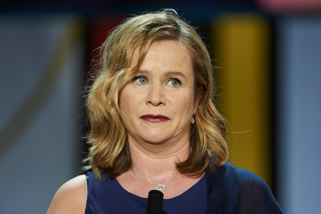 Where Is Rob Hall's Daughter Now? Sarah Arnold-Hall Of 'Everest' Isn't ...