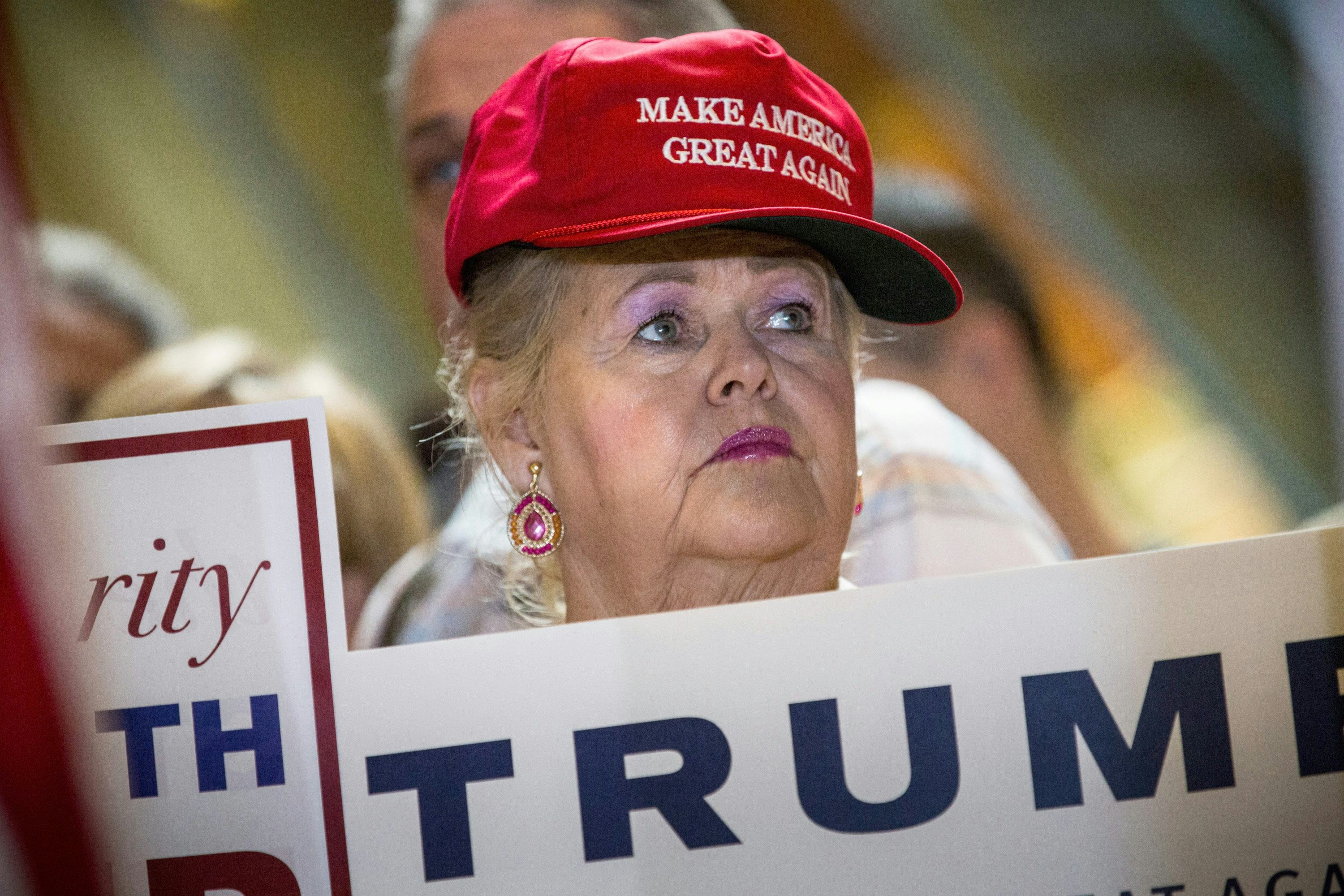 21 Clever 2016 Election Halloween Costumes That Even Non-Politicos Will ...