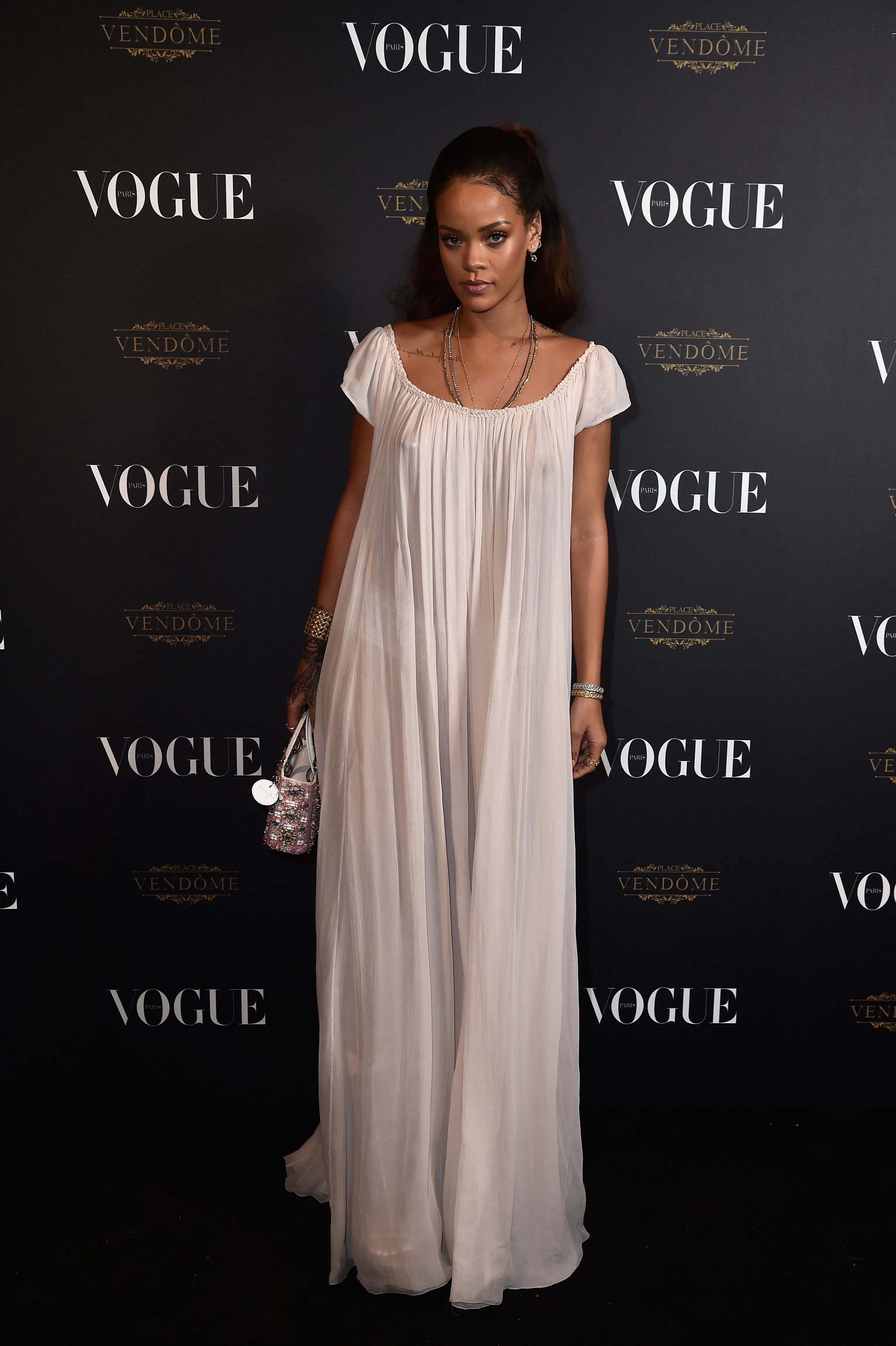 Rihanna Wears Nightgown To Paris Fashion Week Continuing Her Streak Of ...