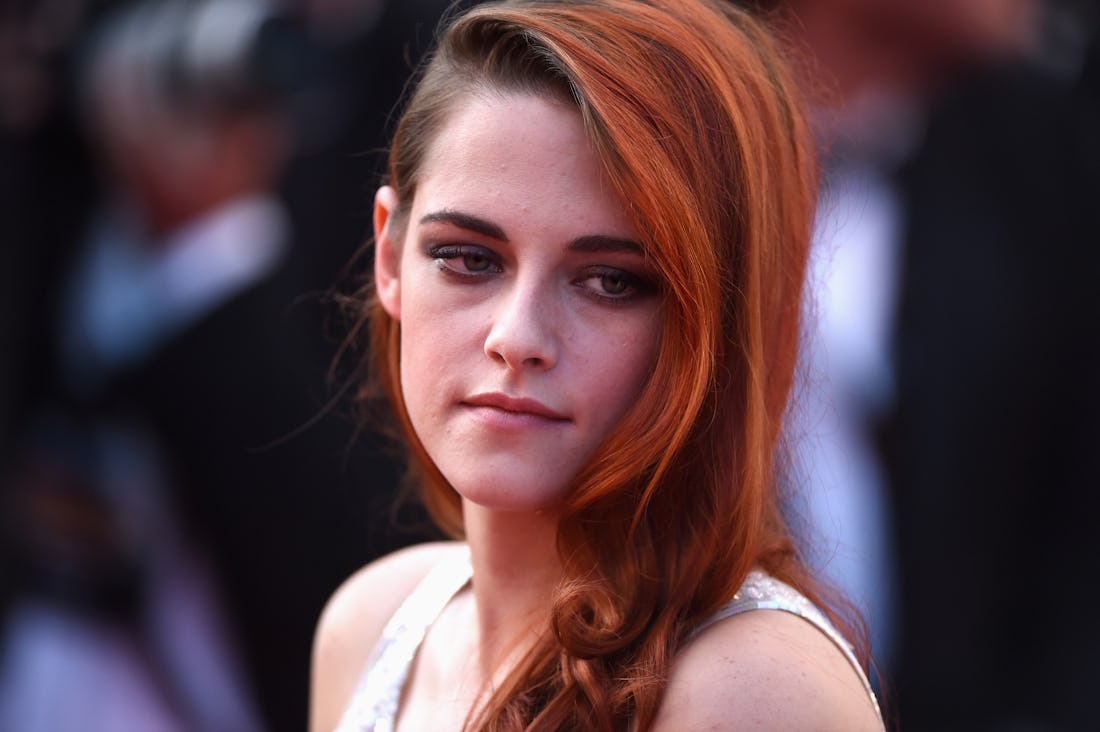 Kristen Stewart And Victoria Beckham Rarely Smile In Photos, But Who ...