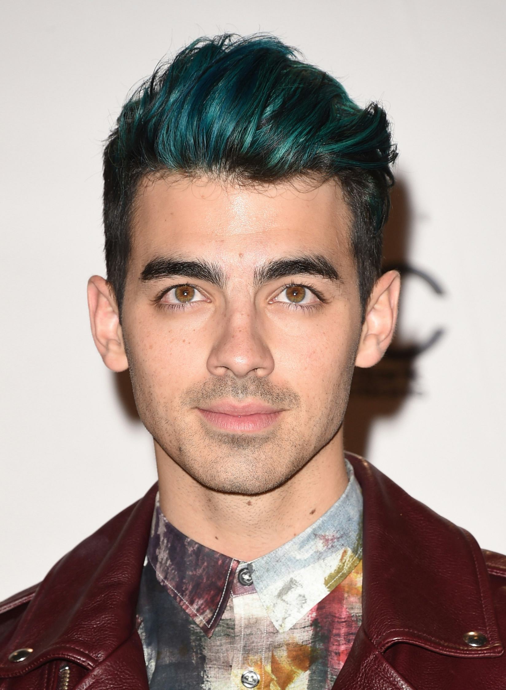 Joe Jonas Has Rainbow Hair Now & It's Candy-Colored Perfection — PHOTOS