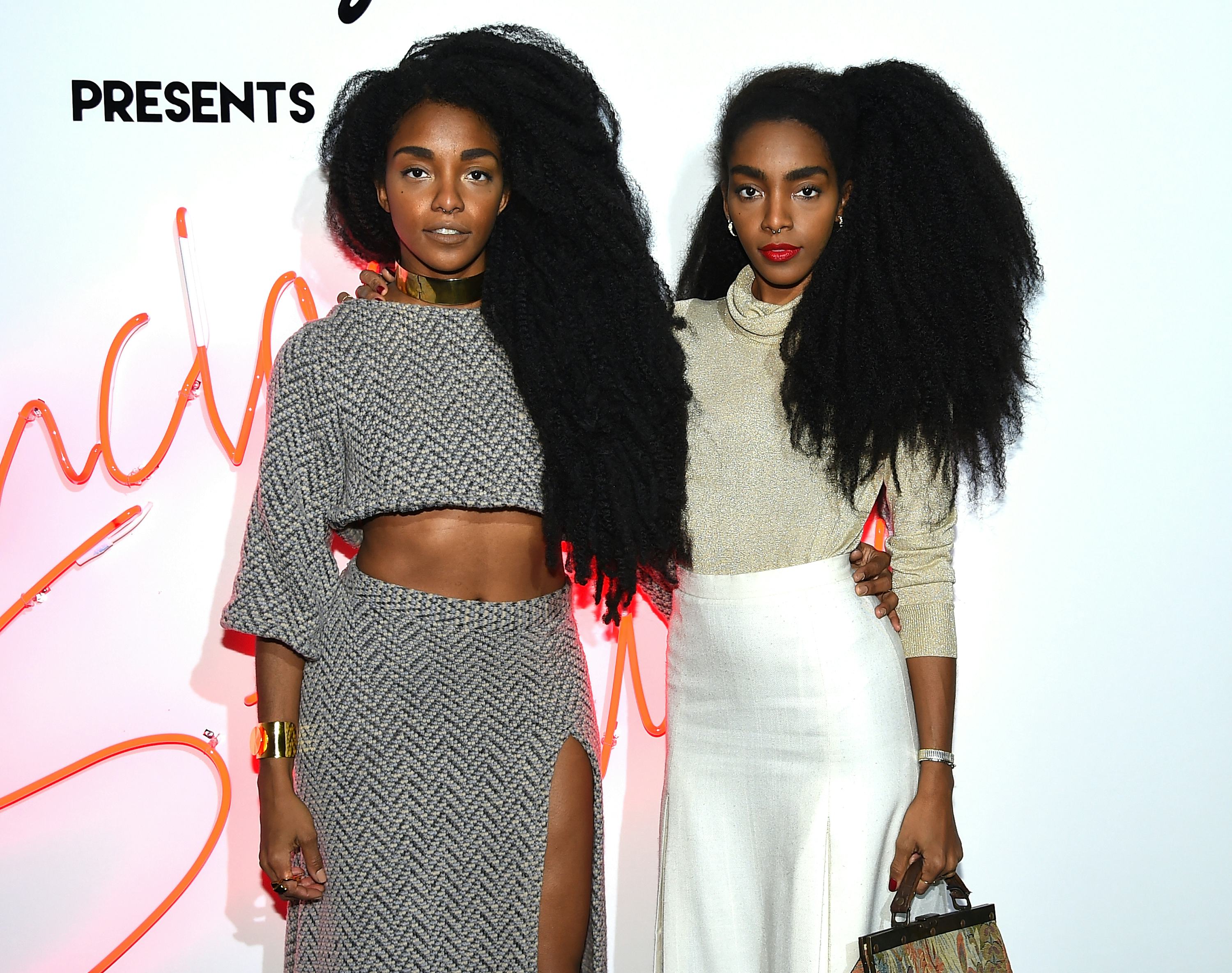 10 Graduation Hairstyles For Long Hair That Will Look Rad Under Your ...