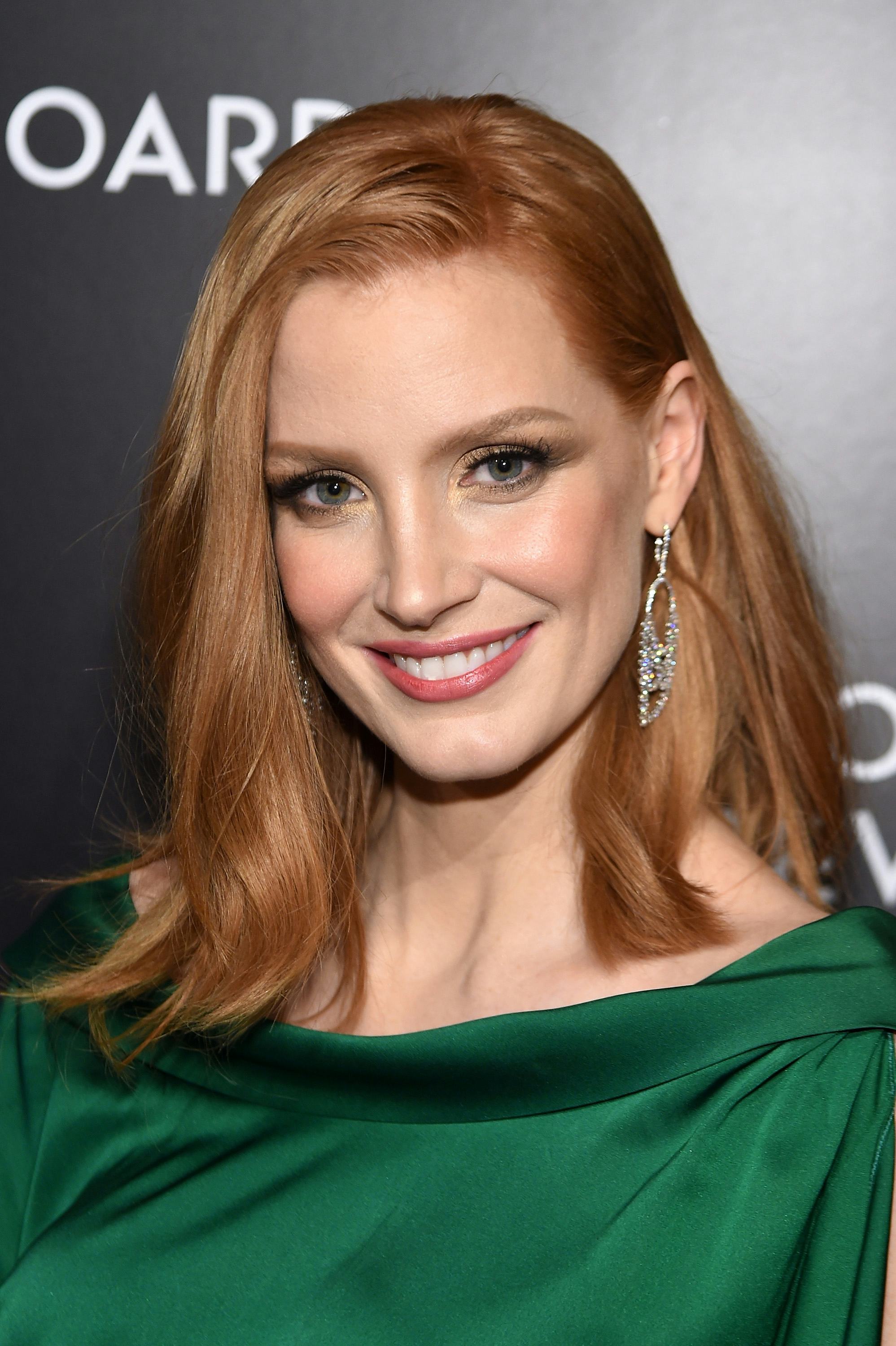 Jessica Chastain Debuts Short Hair Just In Time For The Warm Weather ...