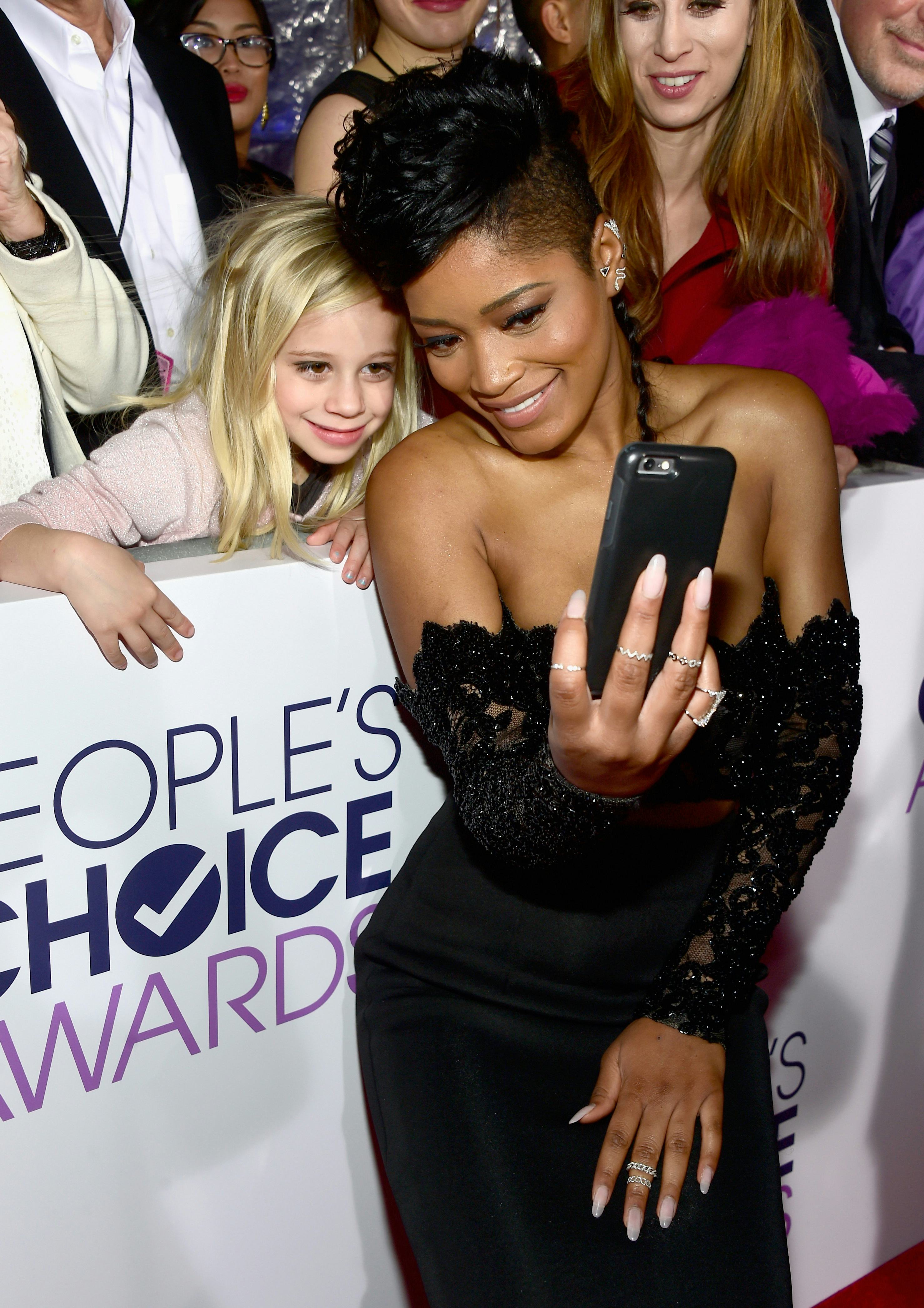 11 Fashion & Beauty Lessons The Babes Of 'Grease: Live' Can Teach Us All