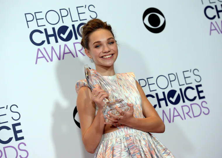 'Dance Moms' Star Maddie Ziegler Is Writing Four Books, Because There ...