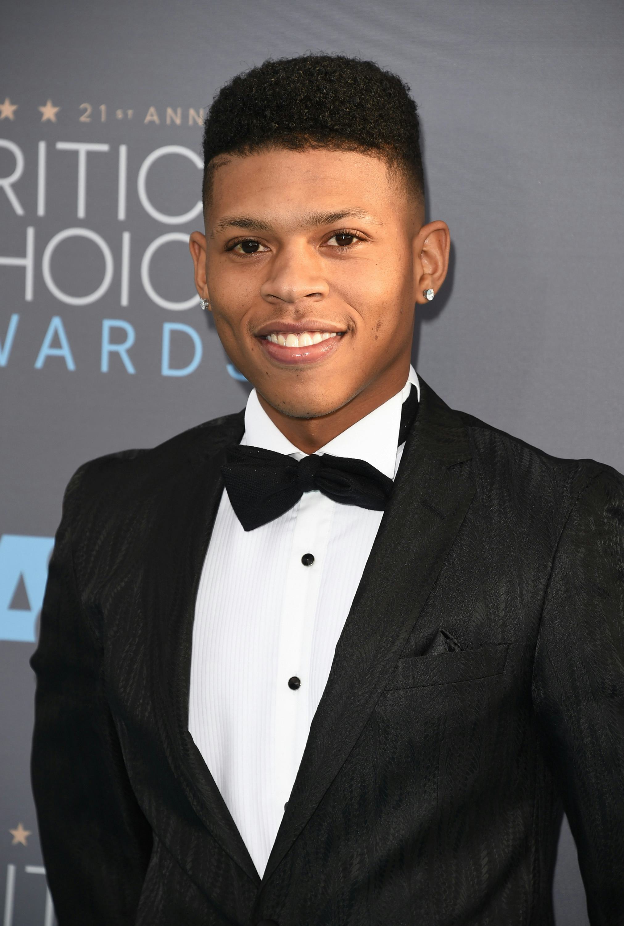 All The Looks At The 2016 Critics Choice Awards Blend The Fun With The ...