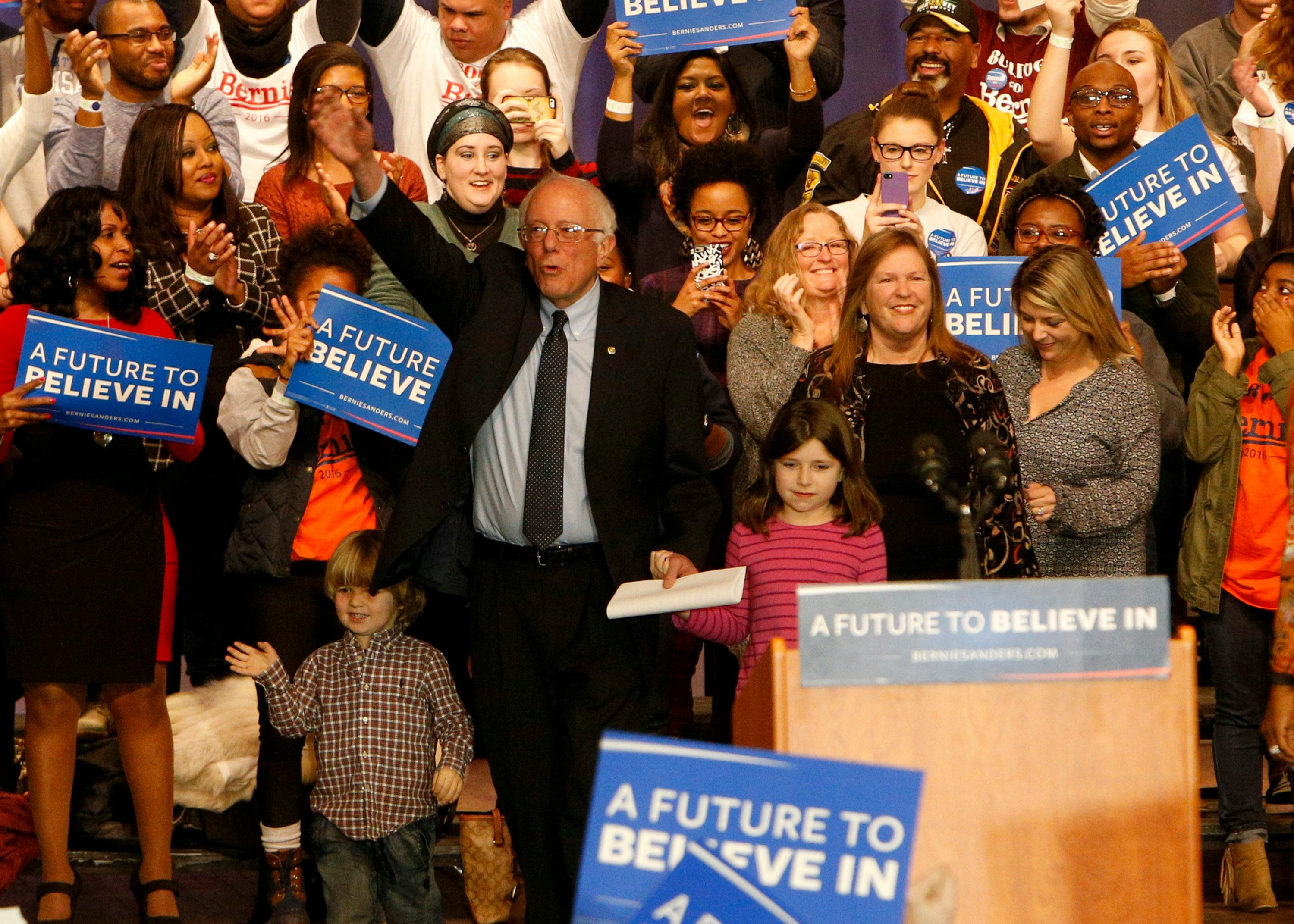 Photos Of Bernie Sanders' Family Are Painfully Adorable — Especially ...
