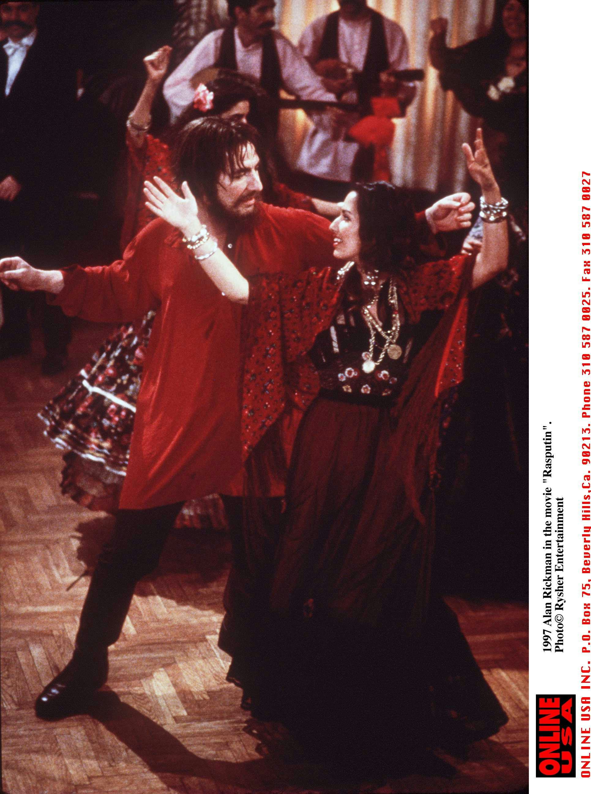 22 Incredible Photos Of Alan Rickman Throughout The Icon's Dazzling ...