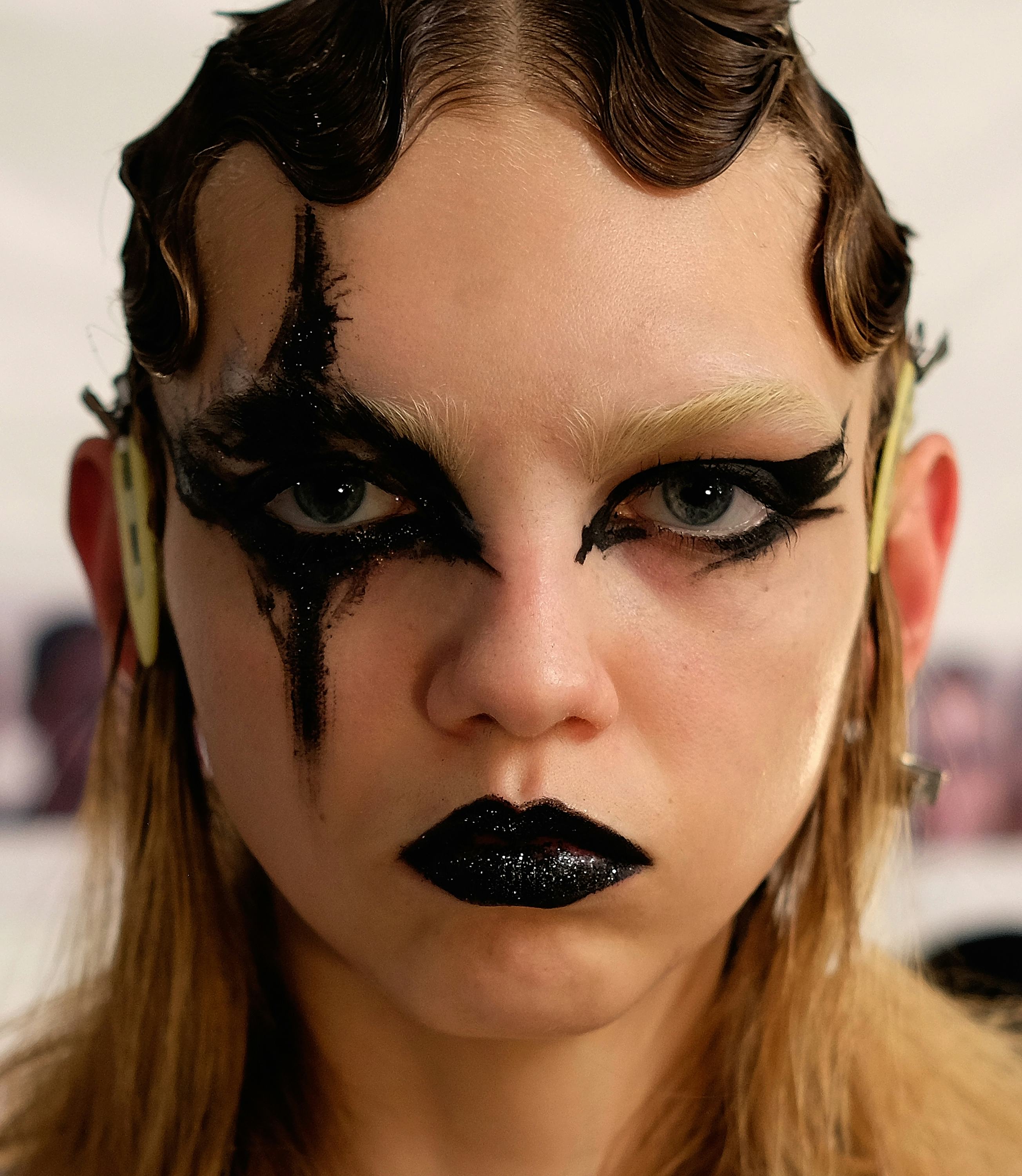 11 Early 2000s Emo Trends Making A Comeback In 2016 — PHOTOS