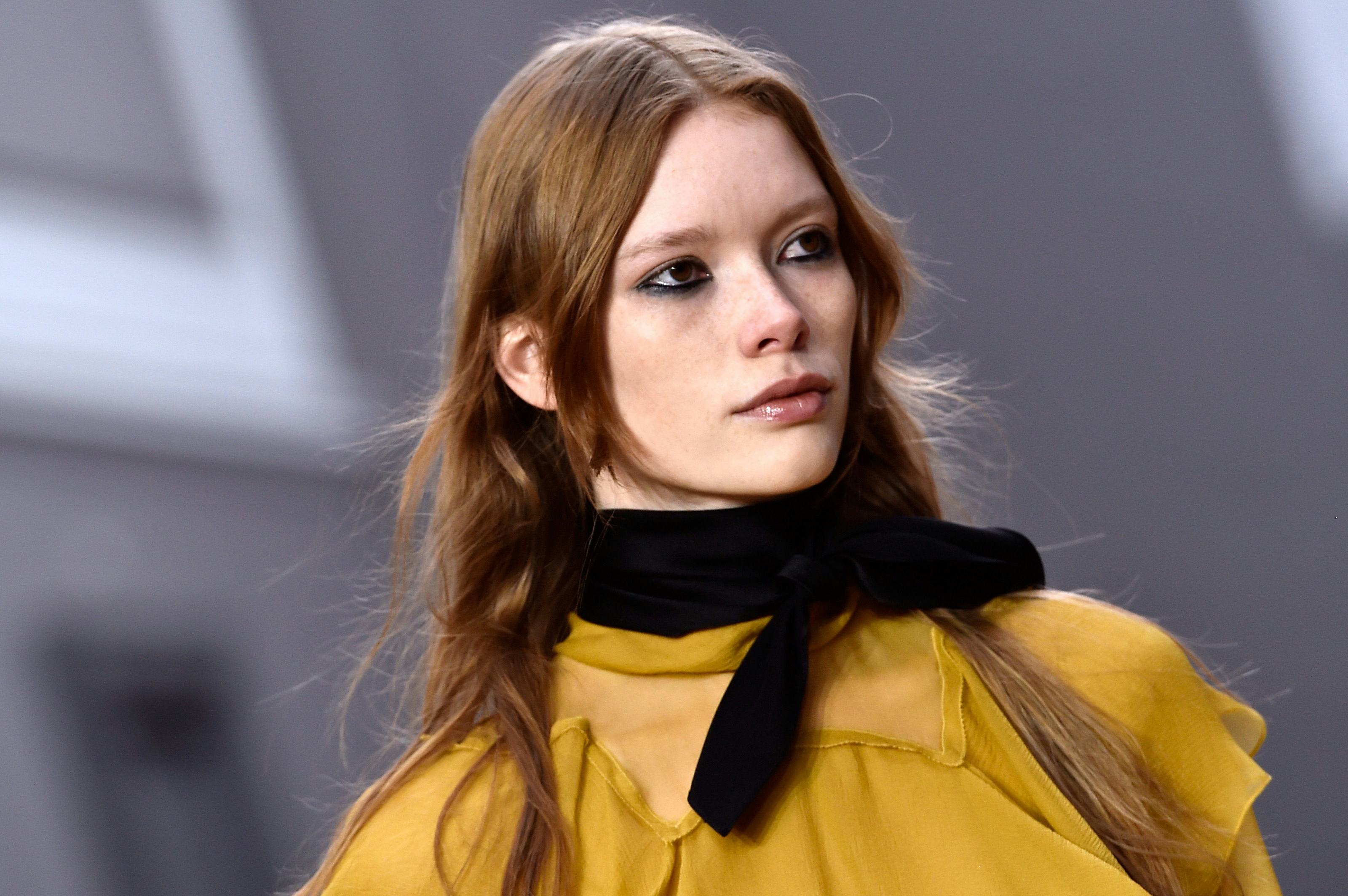 5 Fall 2016 Makeup Trends That Will Be Huge, According To MAC Cosmetics ...