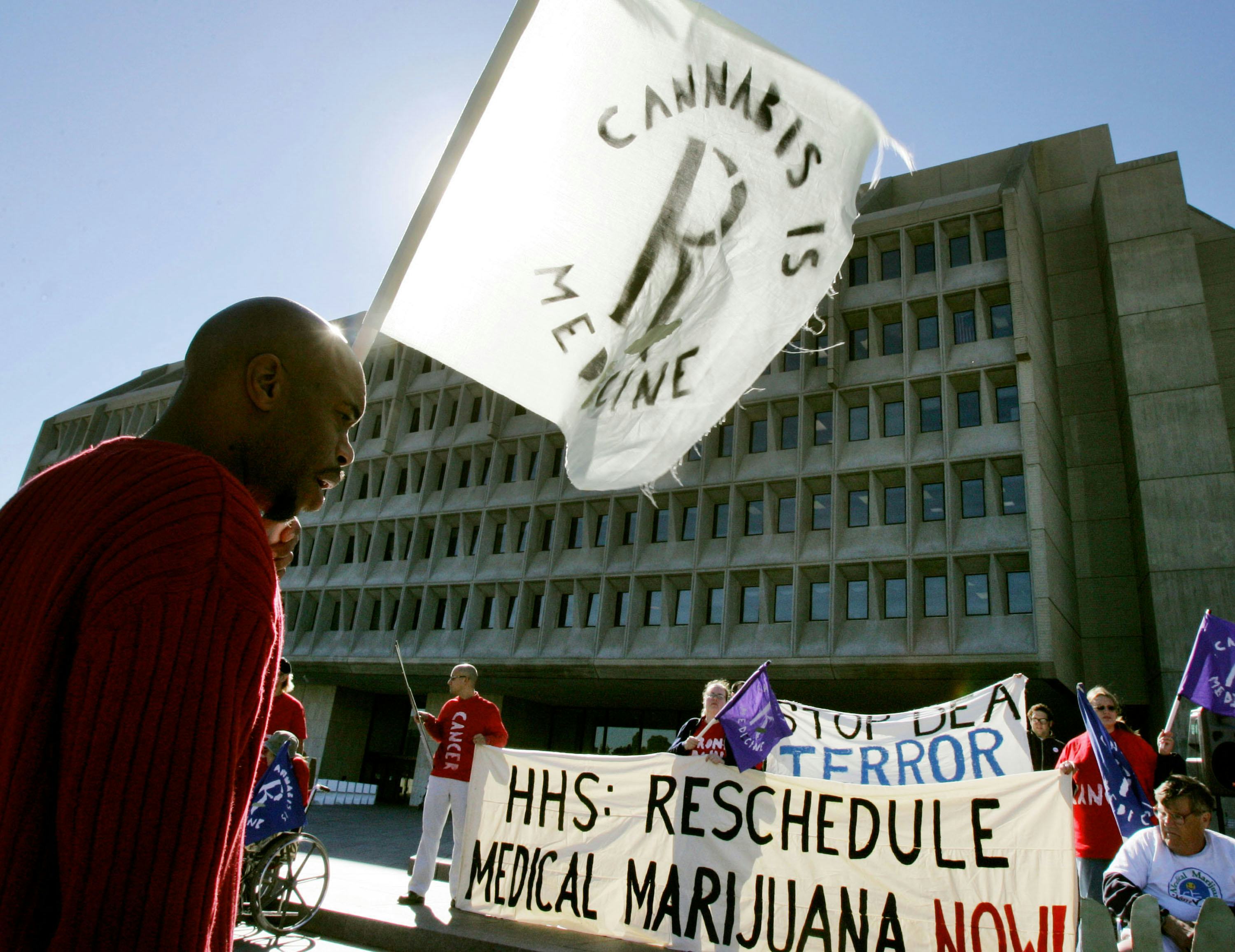 6 Myths About Marijuana That Continue To Persist Even Though More ...