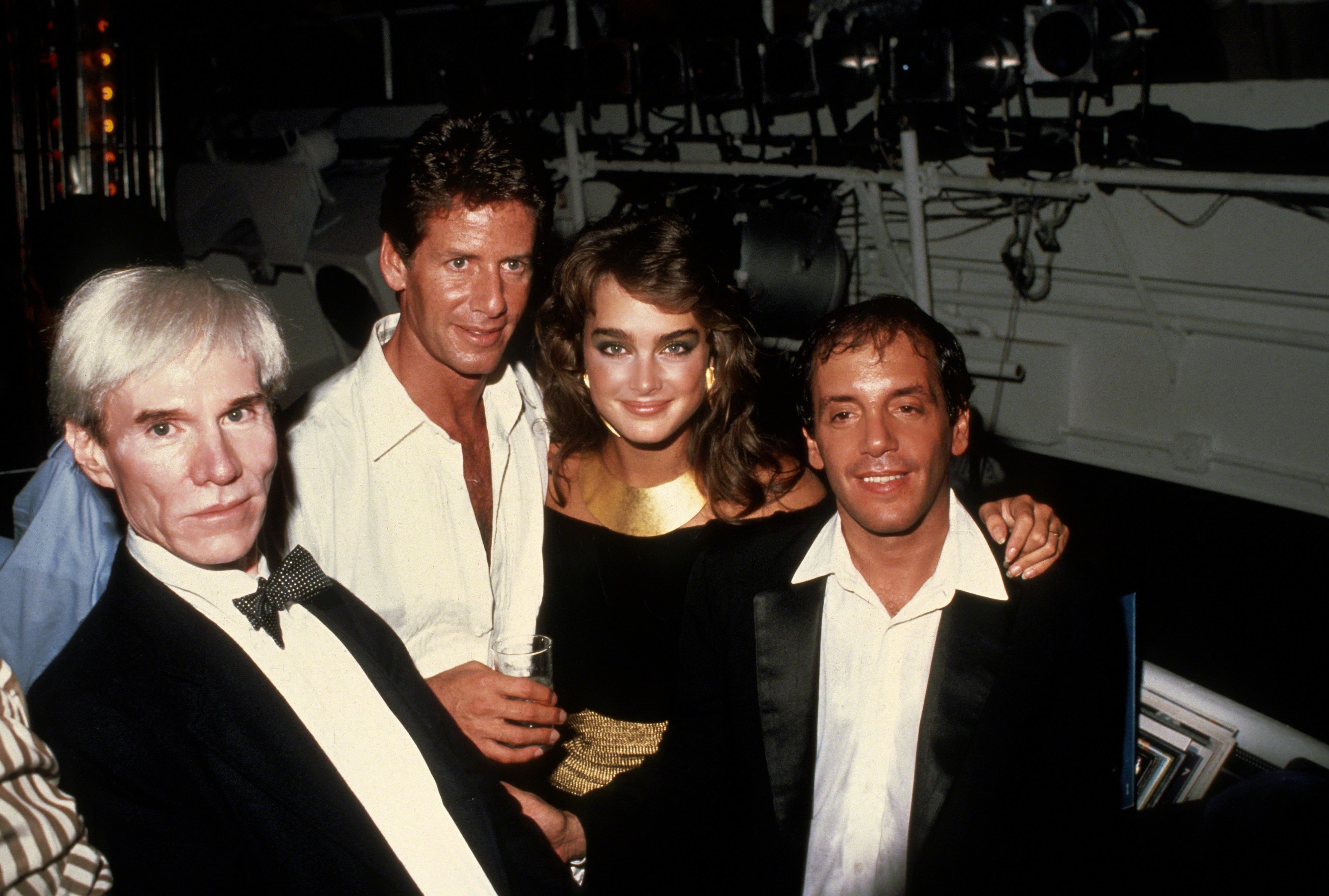 22 Vintage 1970s Photos Of Celebs Partying At Studio 54