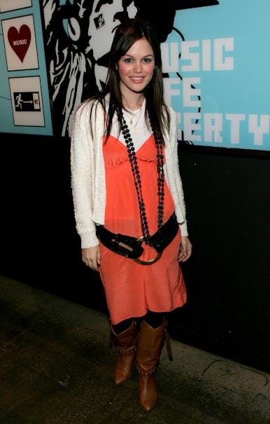 A Comprehensive List Of Things We Layered In The Early 2000s