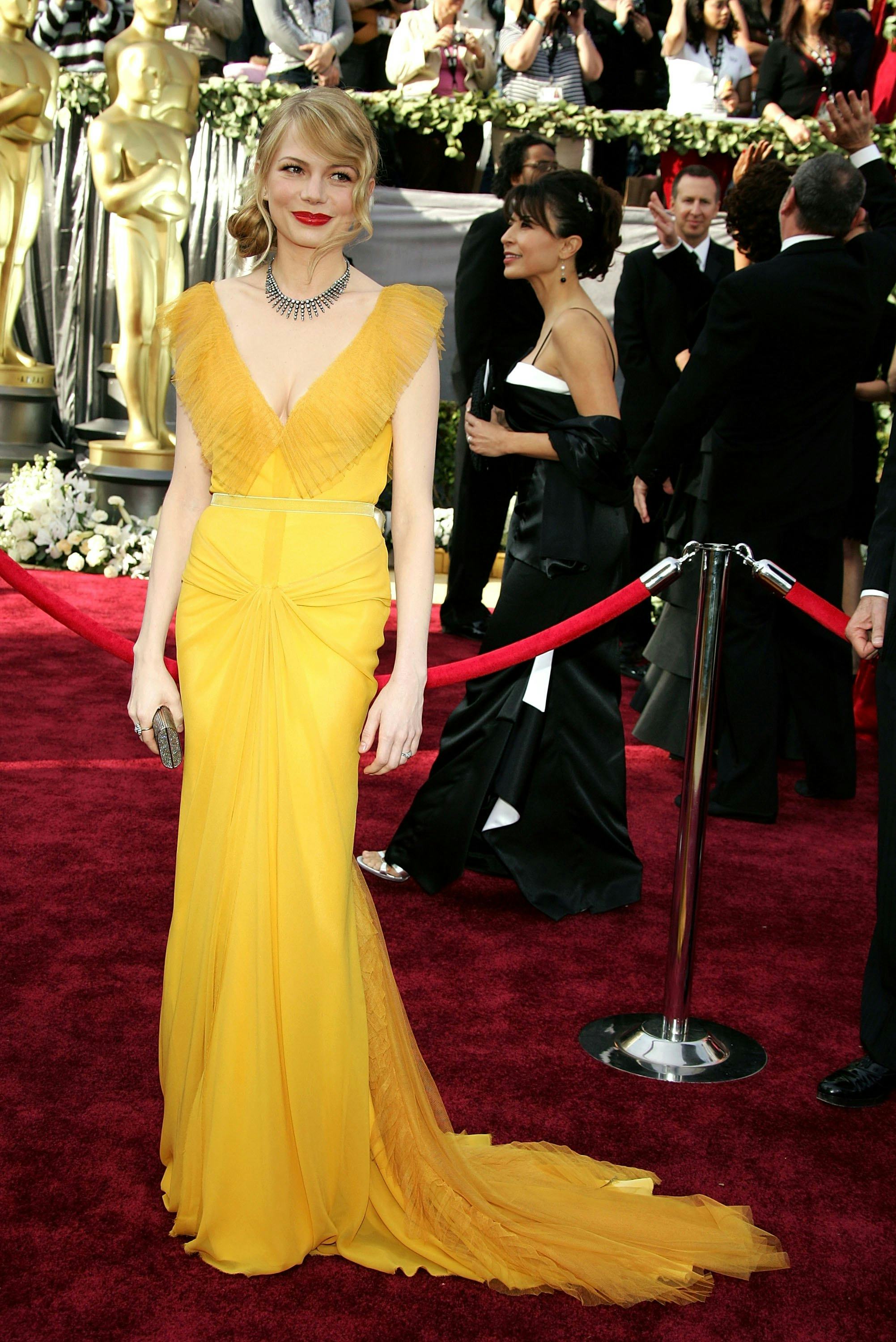 Michelle Williams' Best Red Carpet Dresses, In Honor Of Her Perfectly ...