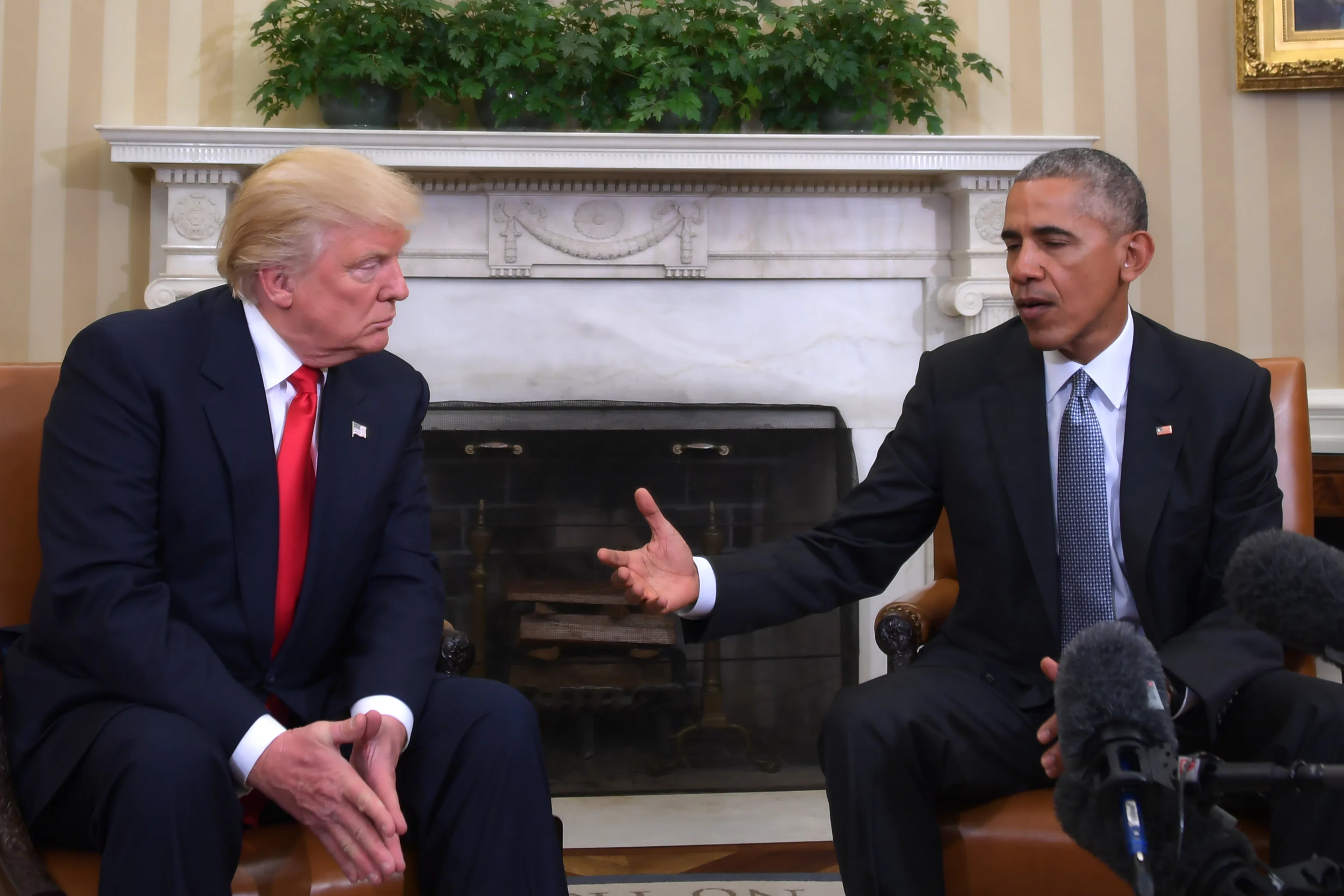 The First Photos Of President-Elect Trump With Obama Are Here, And ...