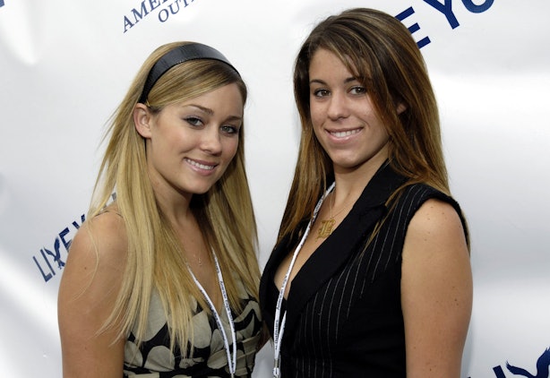 16 Celebs Who Looks Just Like Their Siblings — PHOTOS