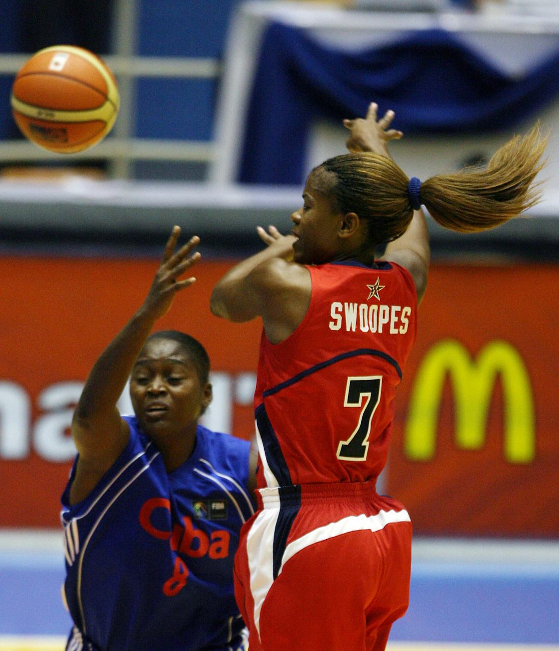 Where Is Sheryl Swoopes Now? The Olympic Gold Medalist Is Now In The ...