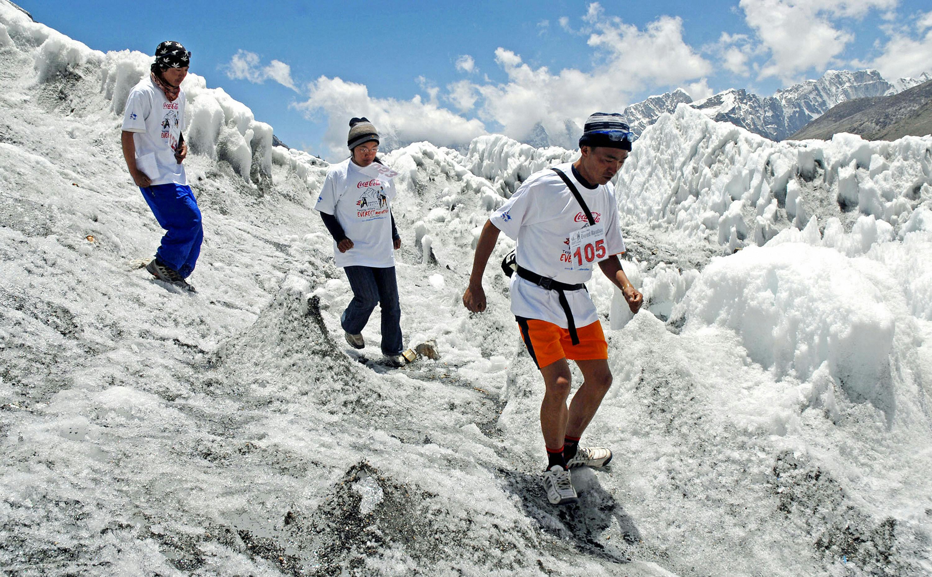 The Deadliest Mount Everest Disasters In History Are A Tragic Sign Of ...