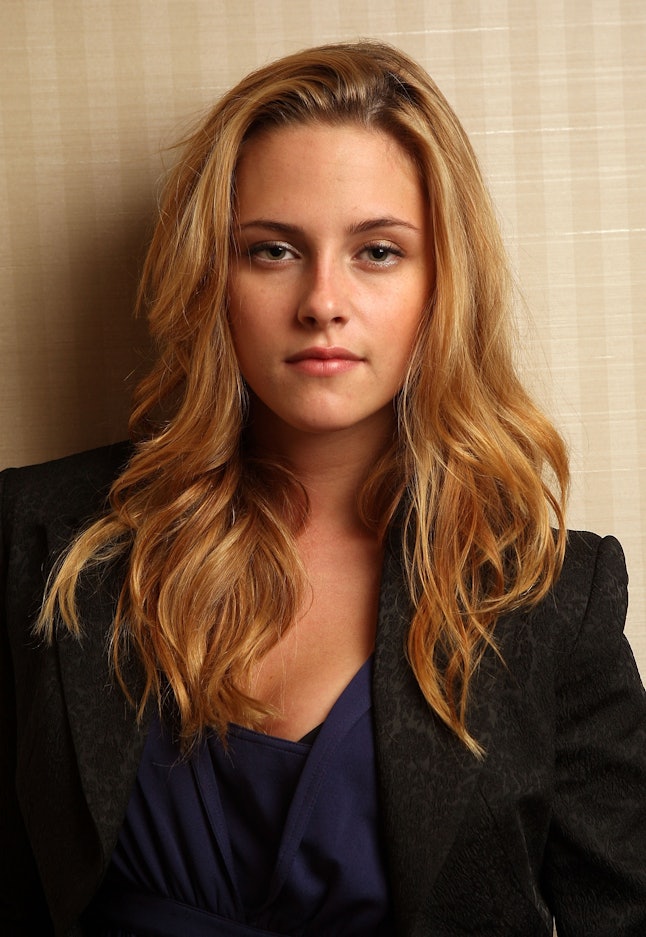Kristen Stewart's Bleached Blonde Hair Makes Her Look Like A Totally ...