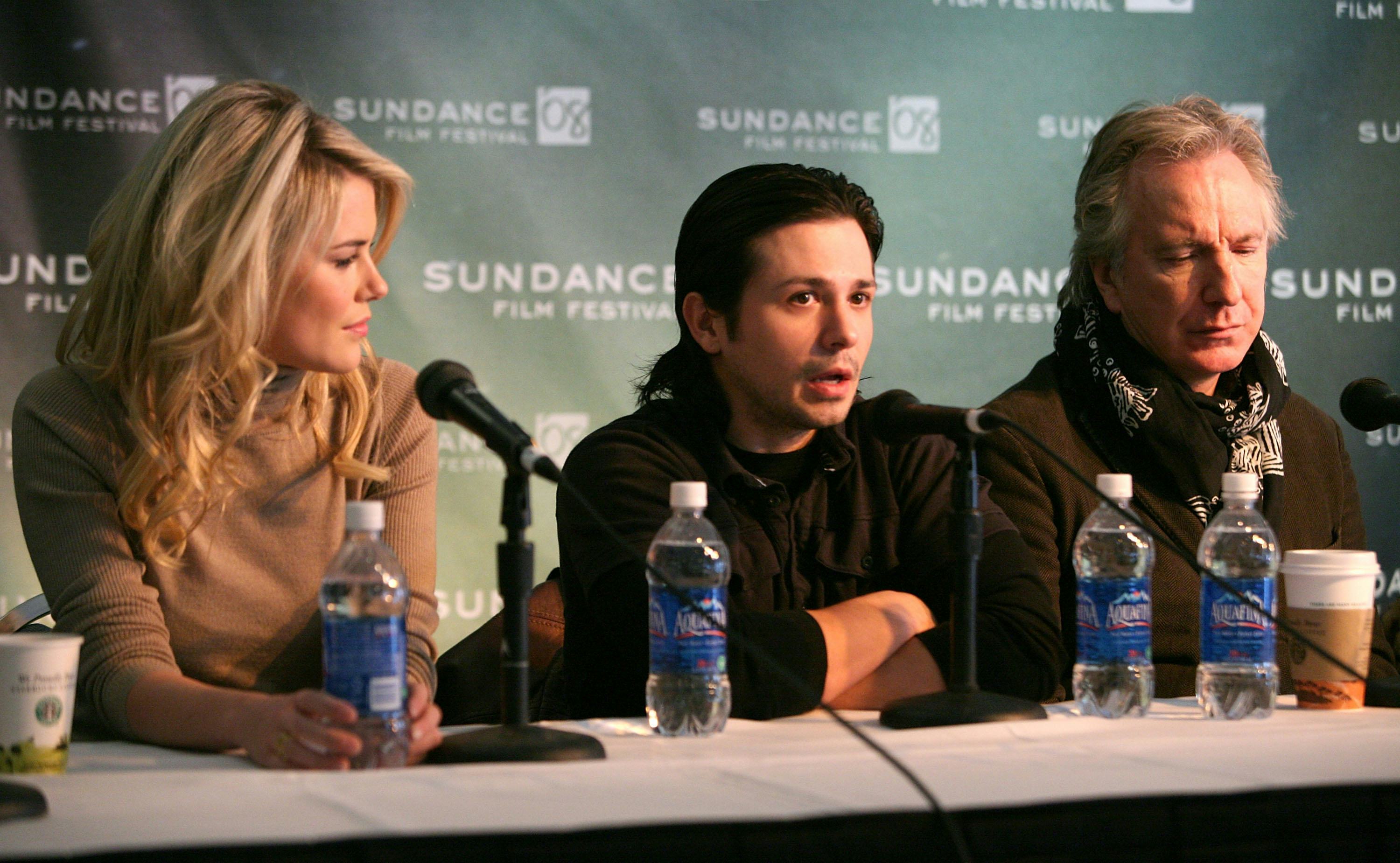 22 Incredible Photos Of Alan Rickman Throughout The Icon's Dazzling ...